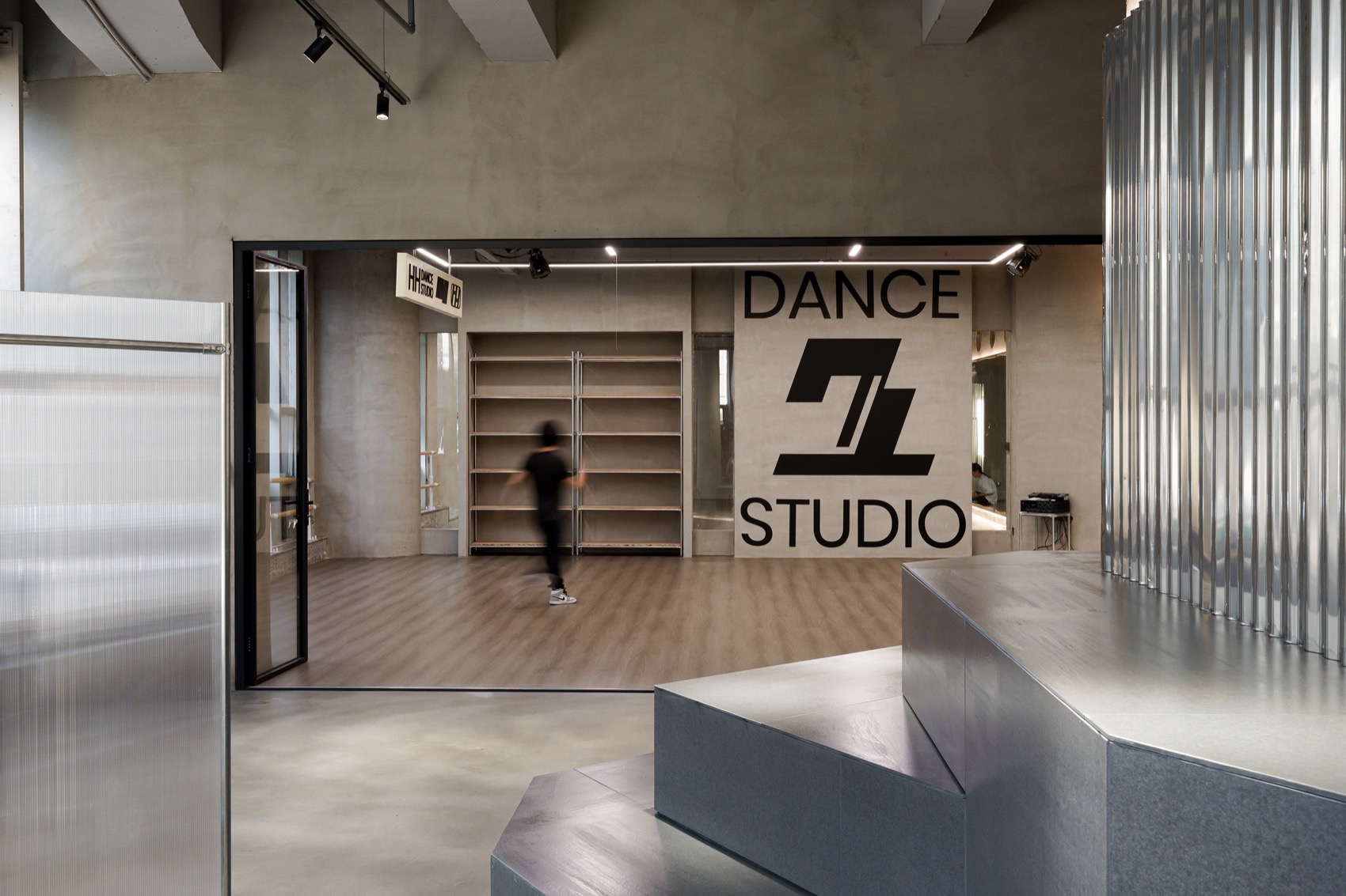 HH DANCE STUDIO by 753Studio - 谷德设计网
