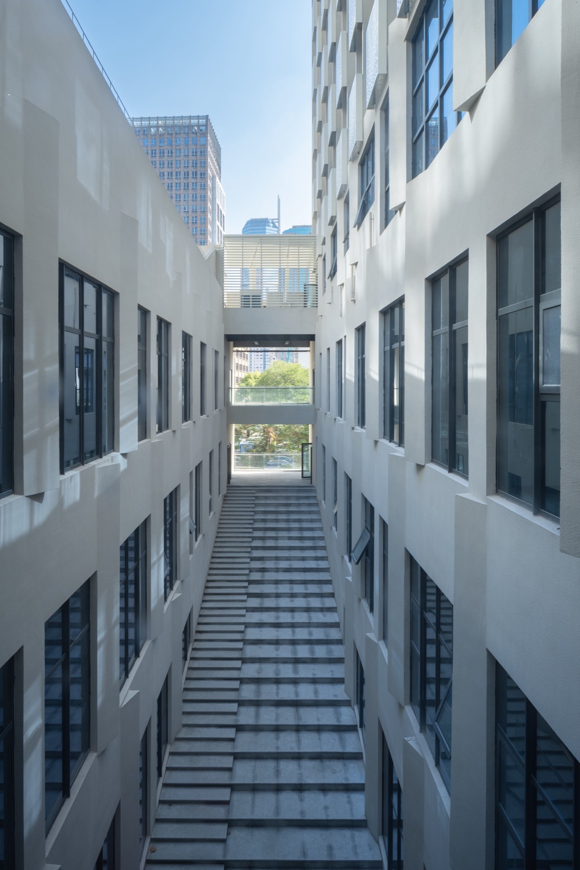 Industry-Education Integration Project of Shanghai University of ...