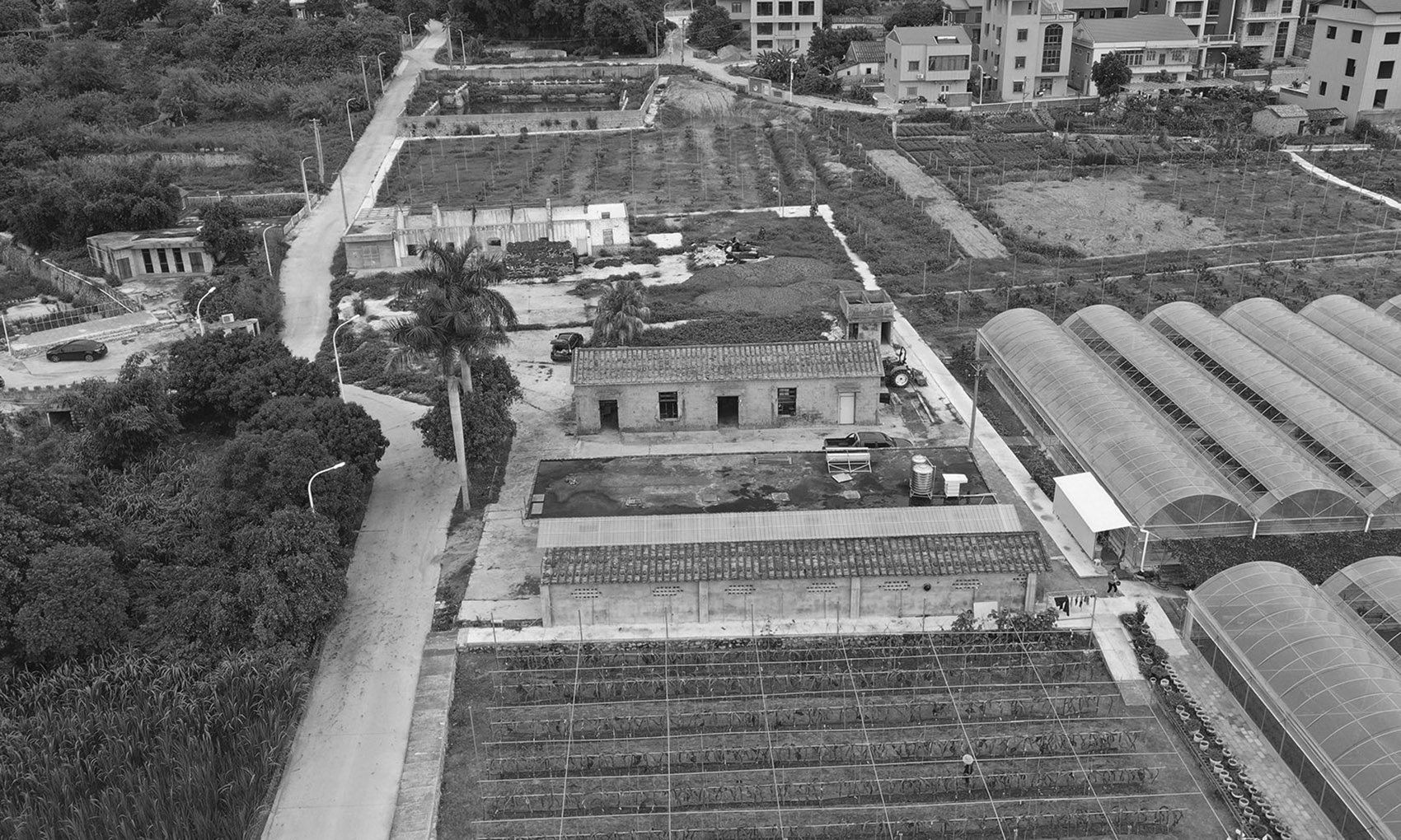 Renovation of Sanxiushan Zhiqing Houses by Yu Architects and SRCDC - 谷德设计网