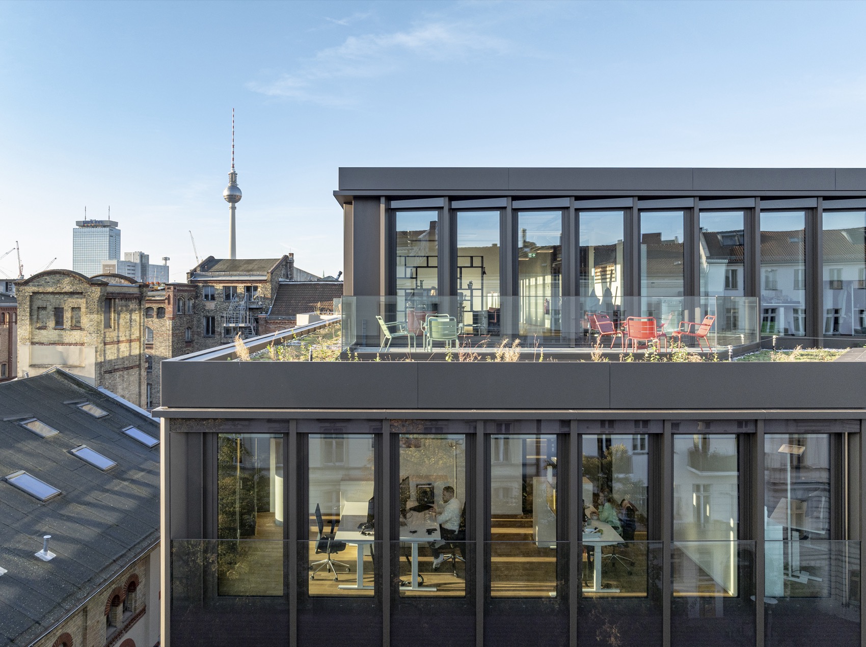 The SAB office building by TCHOBAN VOSS Architekten - 谷德设计网