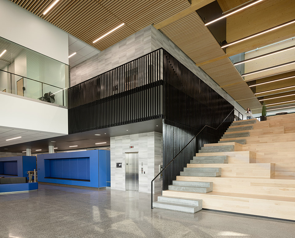 The Saint-Georges Multisport Complex by ABCP architecture - 谷德设计网