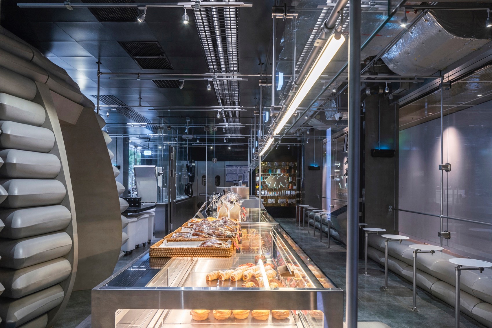 MONOLOGO Coffee (Jianguomen No.6 Store) by SpaceStation - 谷德设计网