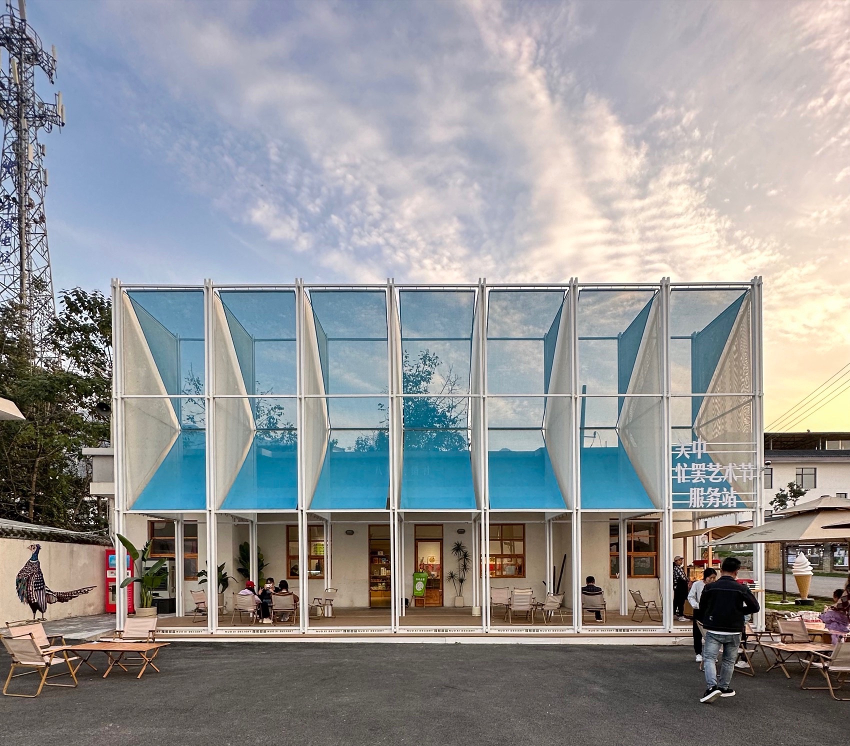 Fabric Plugin Visitor Center modular facade system transform of Guan ...