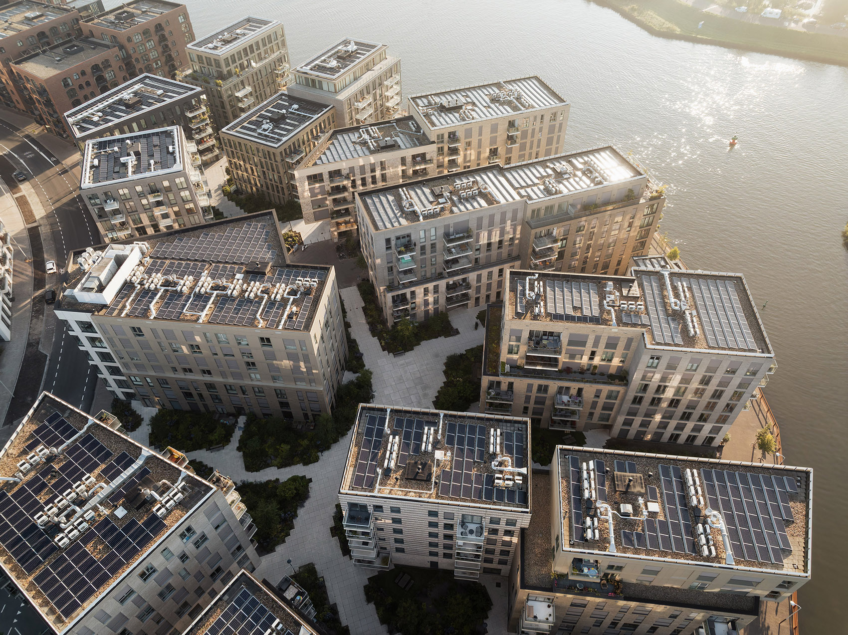 Cruquius Island Housing by KCAP - 谷德设计网