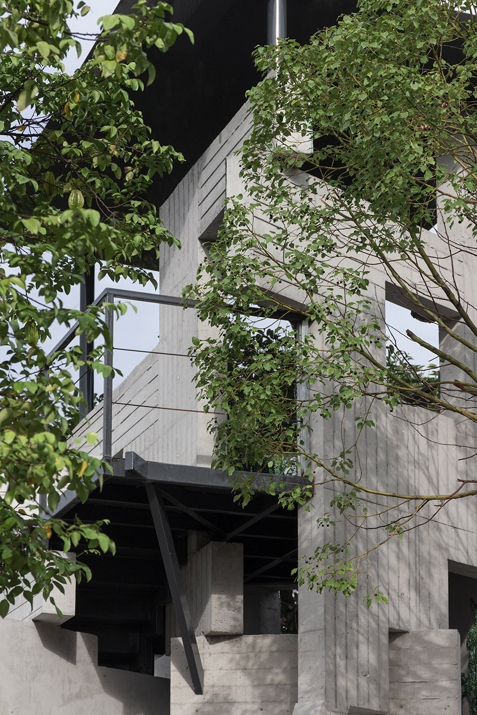 LUXURIANT RELICS, A Tower of Vertical Nature by CLAB Architects - 谷德设计网