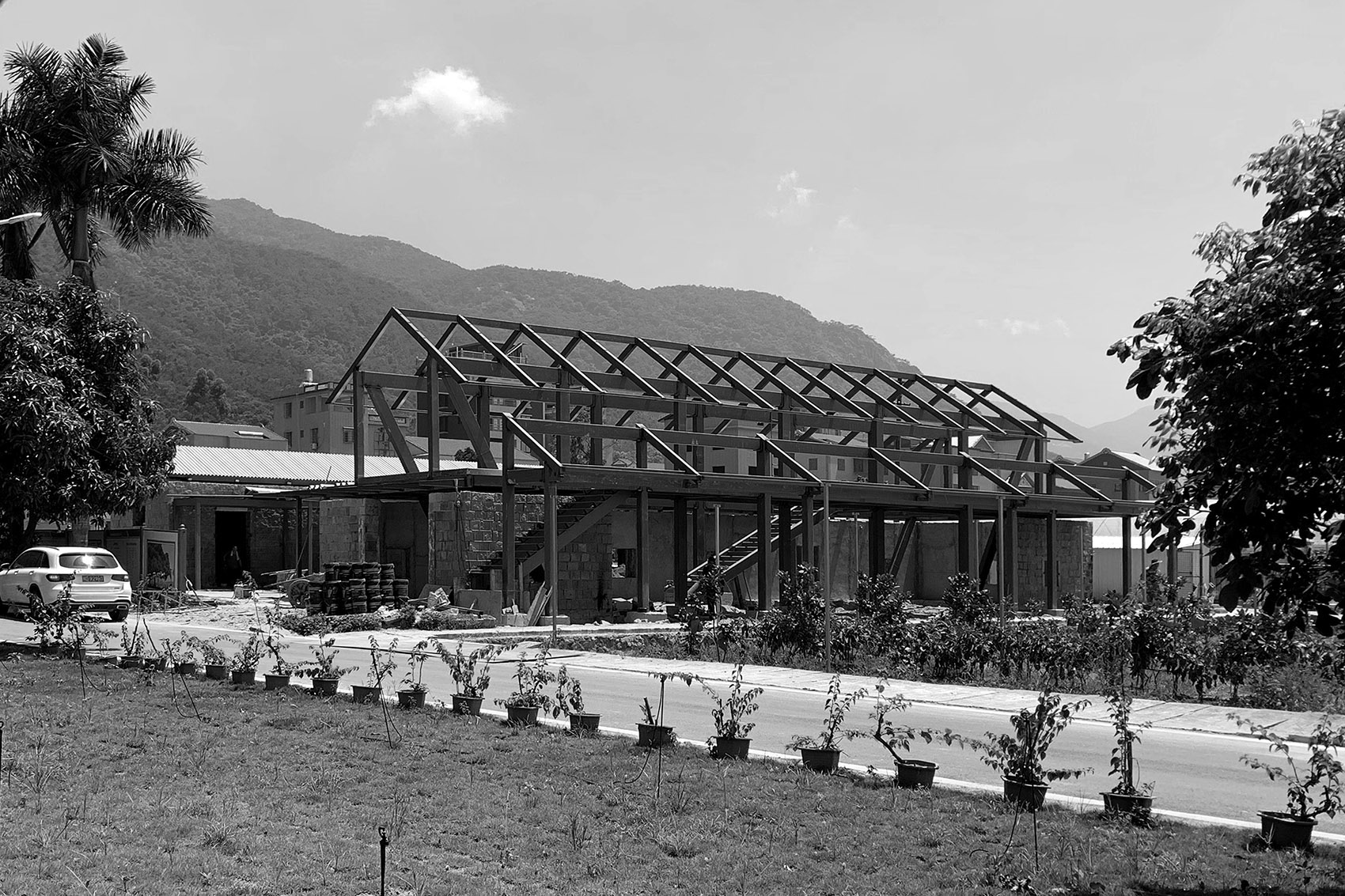 Renovation of Sanxiushan Zhiqing Houses by Yu Architects and SRCDC - 谷德设计网