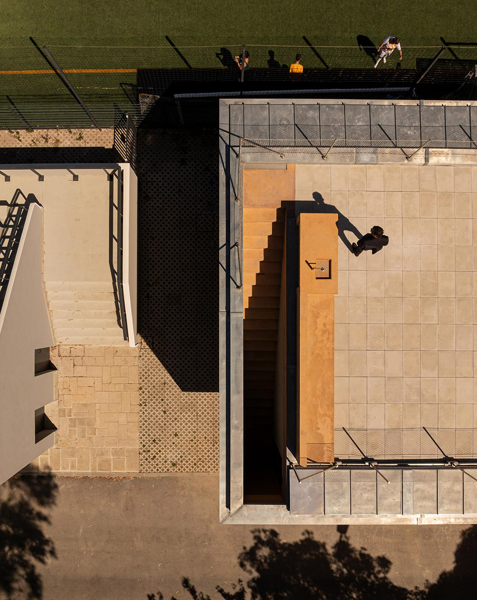 University Stadium of Porto by CREA architects - 谷德设计网