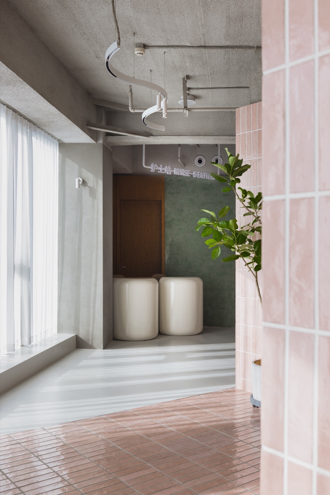 A Clinic by Studio Yo-U - 谷德设计网