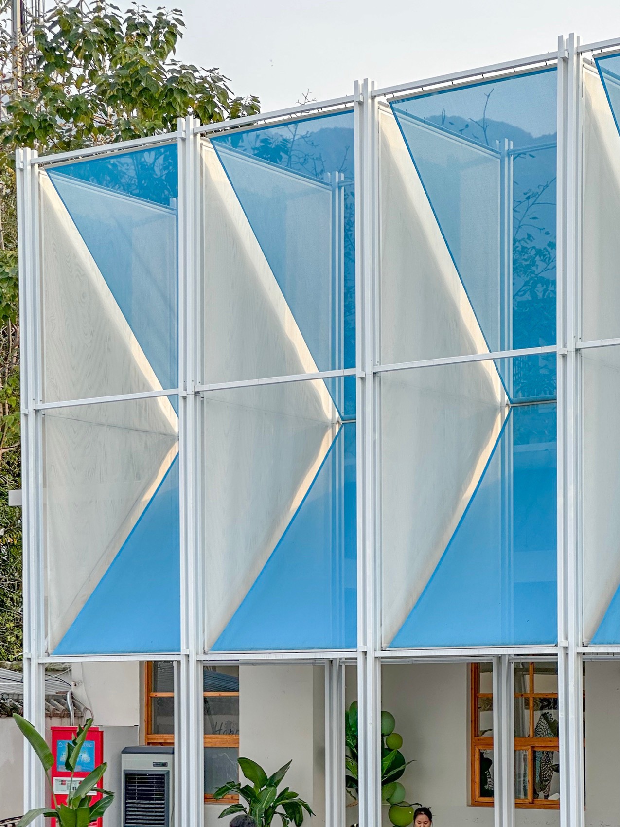 Fabric Plugin Visitor Center modular facade system transform of Guan ...