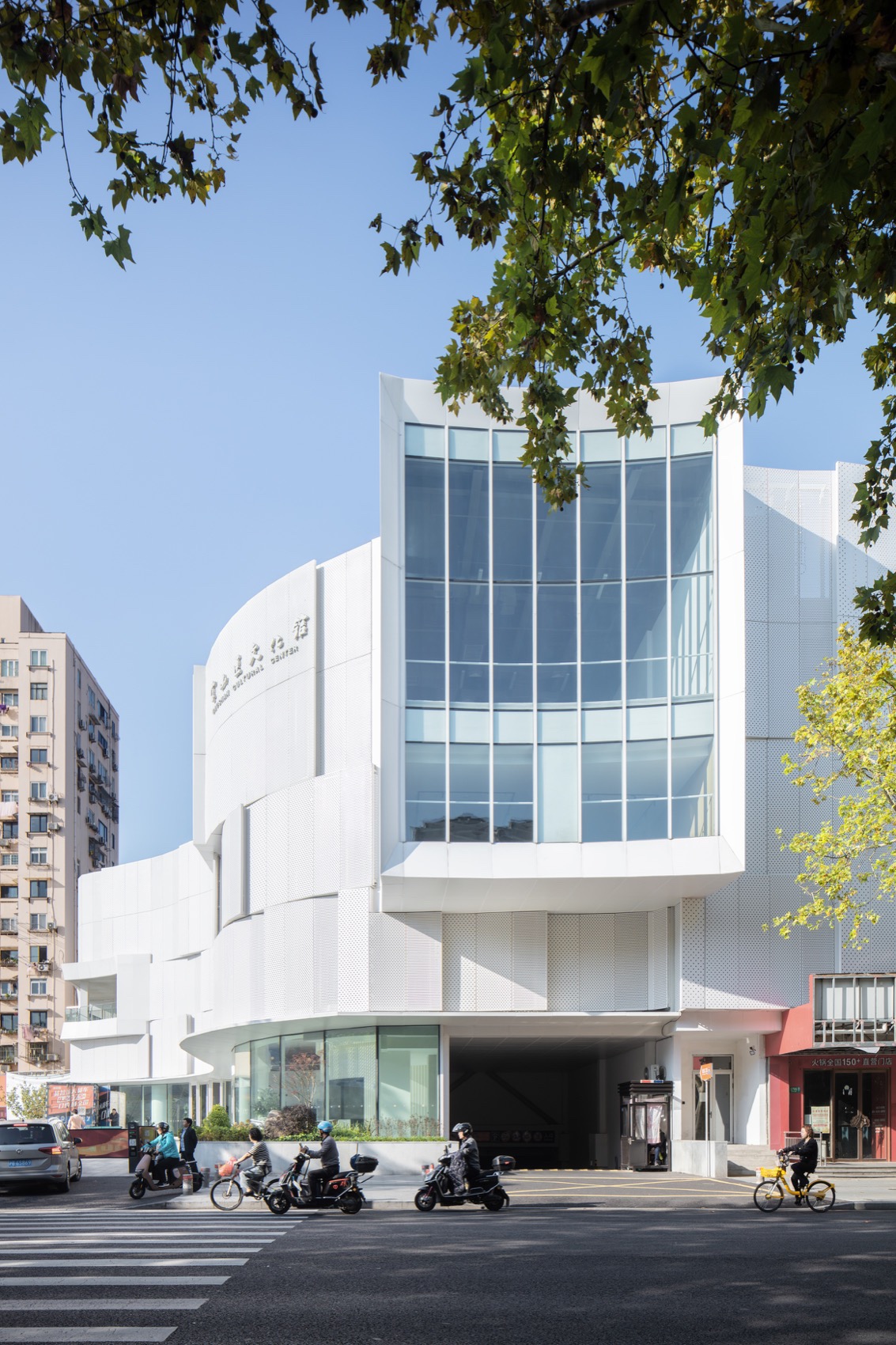 Shanghai Baoshan Cultural Center Refurbishing Project by SHUISHI - 谷德设计网