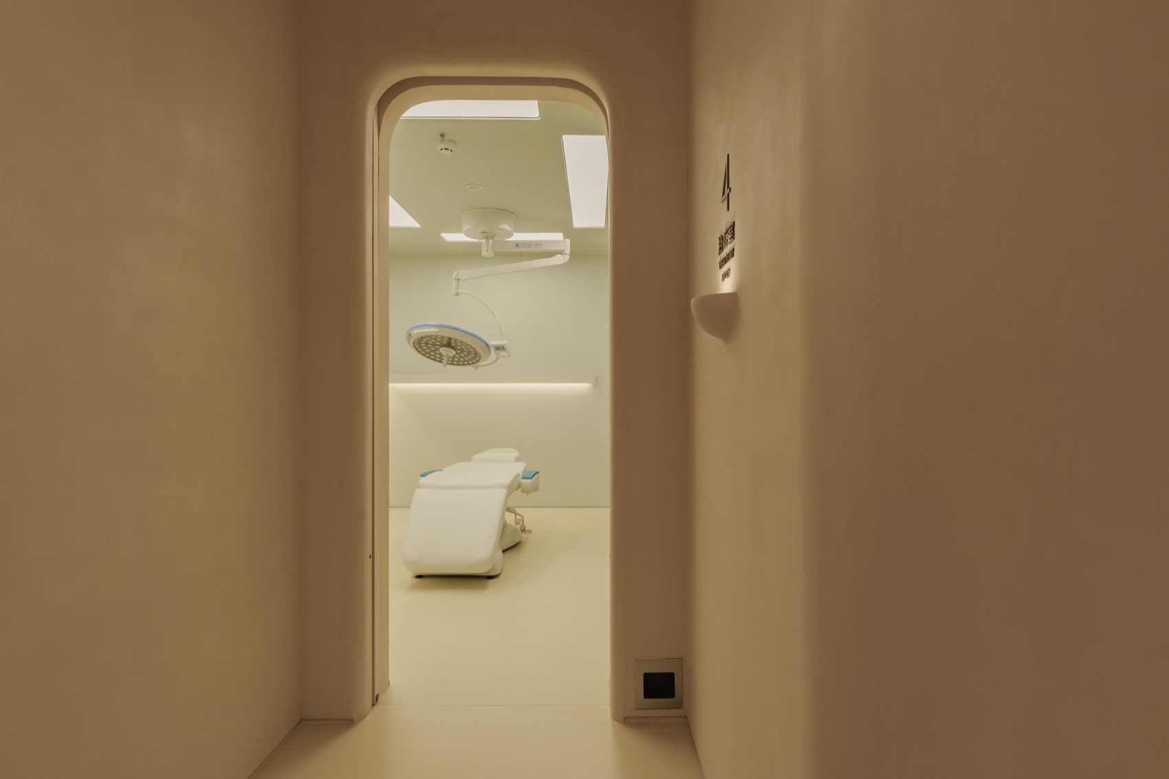 Yue Fangquan SPA (Wu Chang Mixc) by Outlooker Design - 谷德设计网