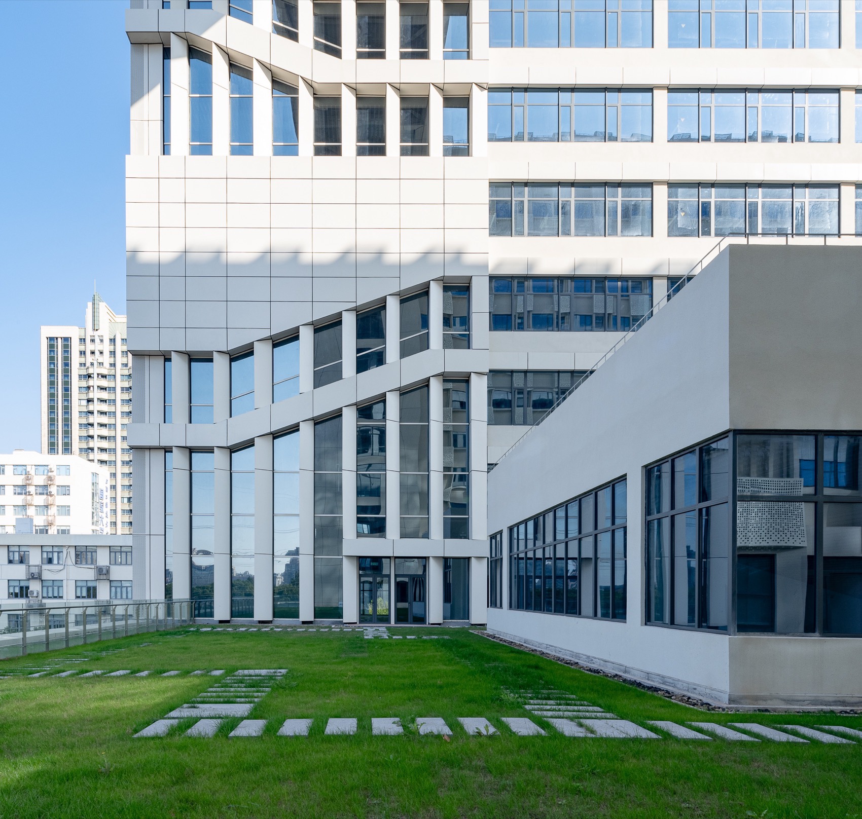 Industry-Education Integration Project of Shanghai University of ...