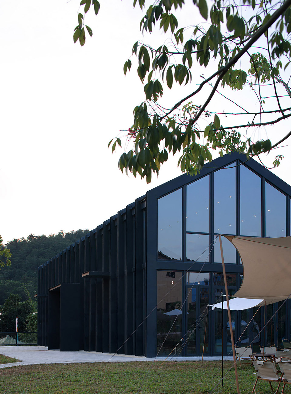 Renovation of Sanxiushan Zhiqing Houses by Yu Architects and SRCDC - 谷德设计网