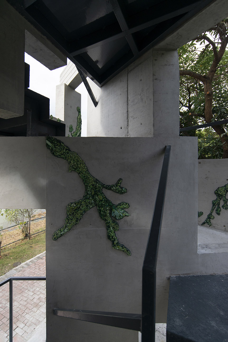 LUXURIANT RELICS, A Tower of Vertical Nature by CLAB Architects - 谷德设计网