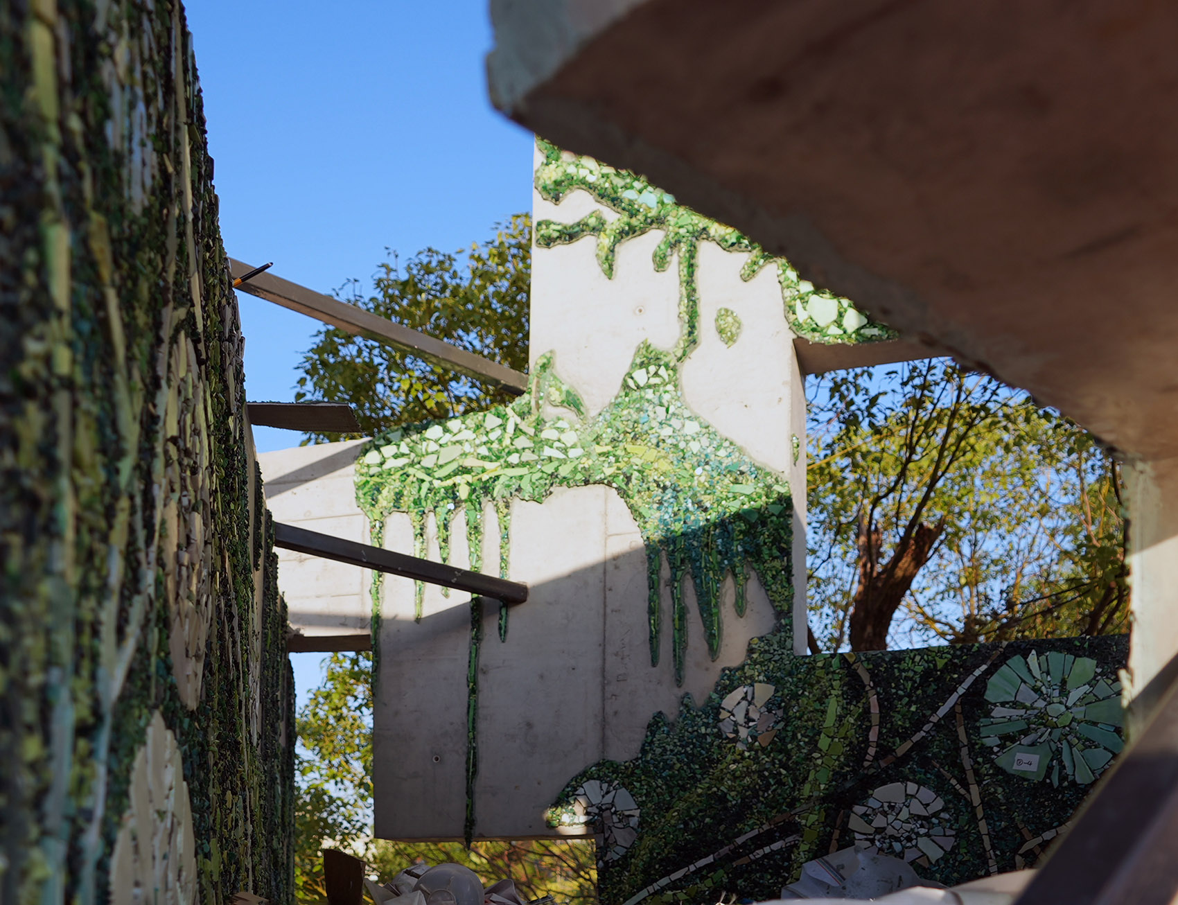 LUXURIANT RELICS, A Tower of Vertical Nature by CLAB Architects - 谷德设计网