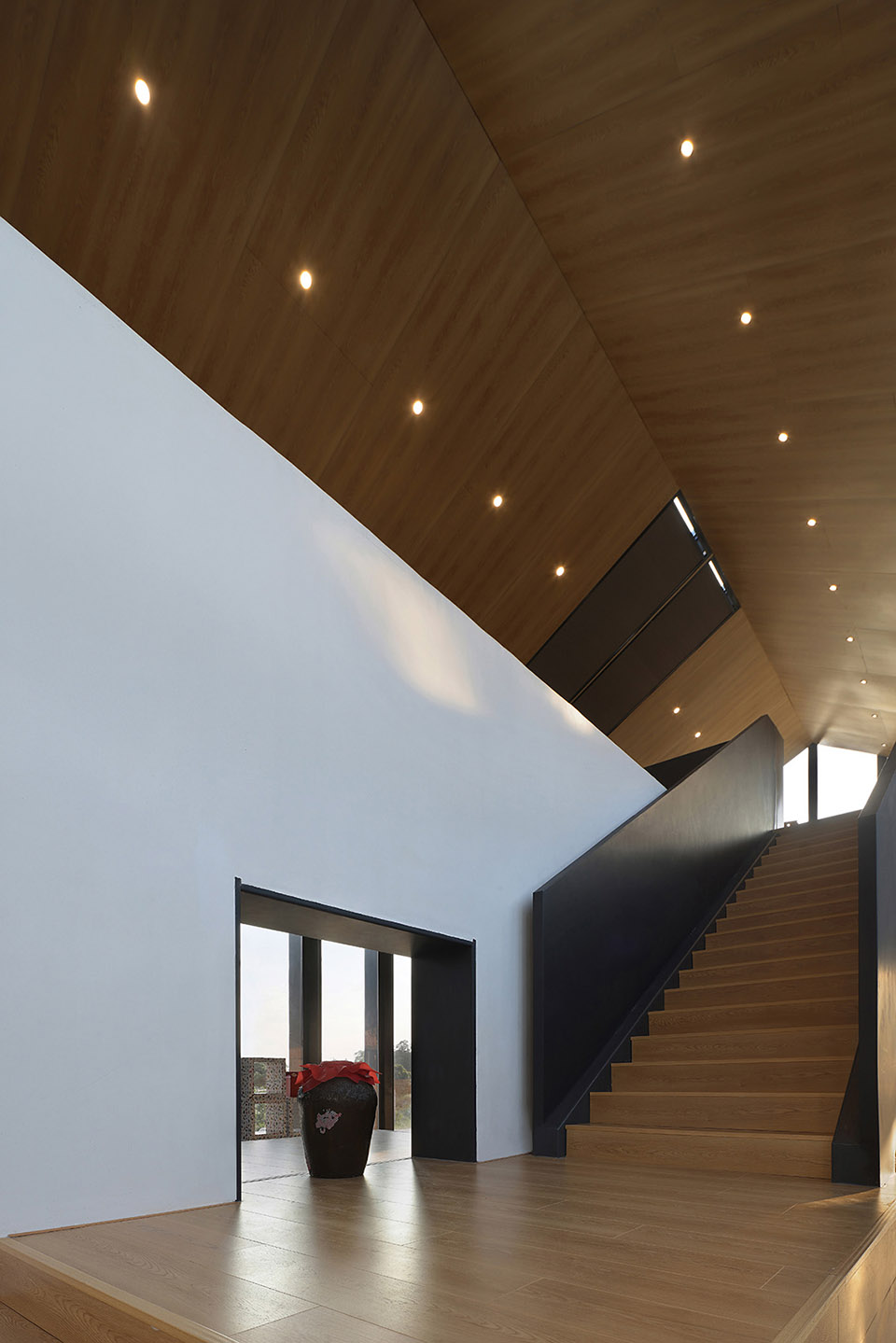 Renovation of Sanxiushan Zhiqing Houses by Yu Architects and SRCDC - 谷德设计网