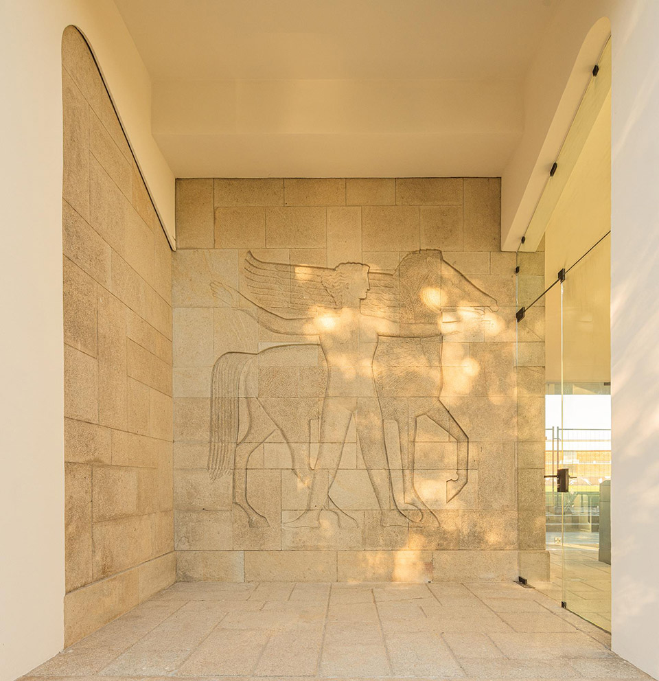 University Stadium of Porto by CREA architects - 谷德设计网