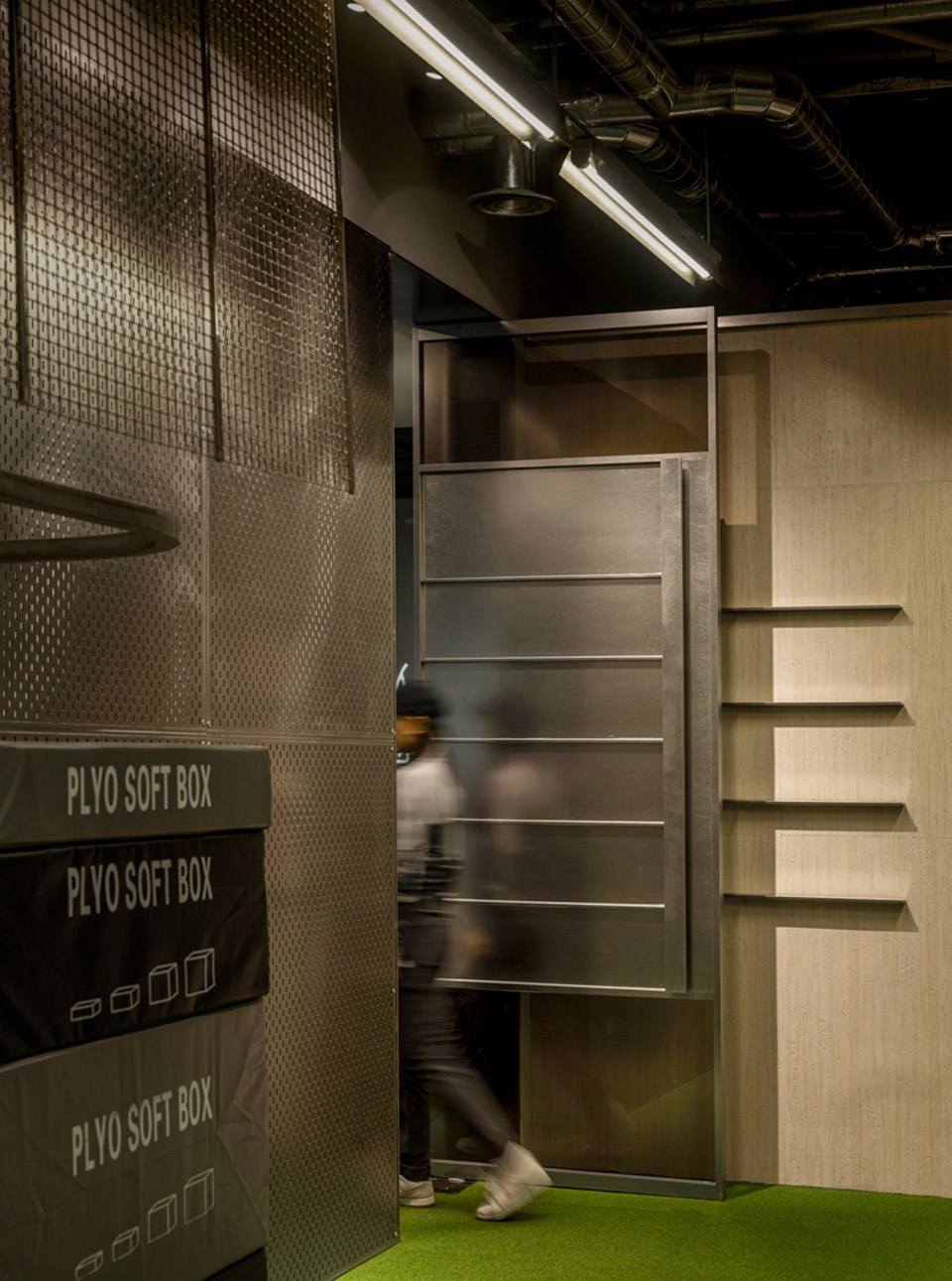 OUR Golf Studio by BAICAI Design Office - 谷德设计网