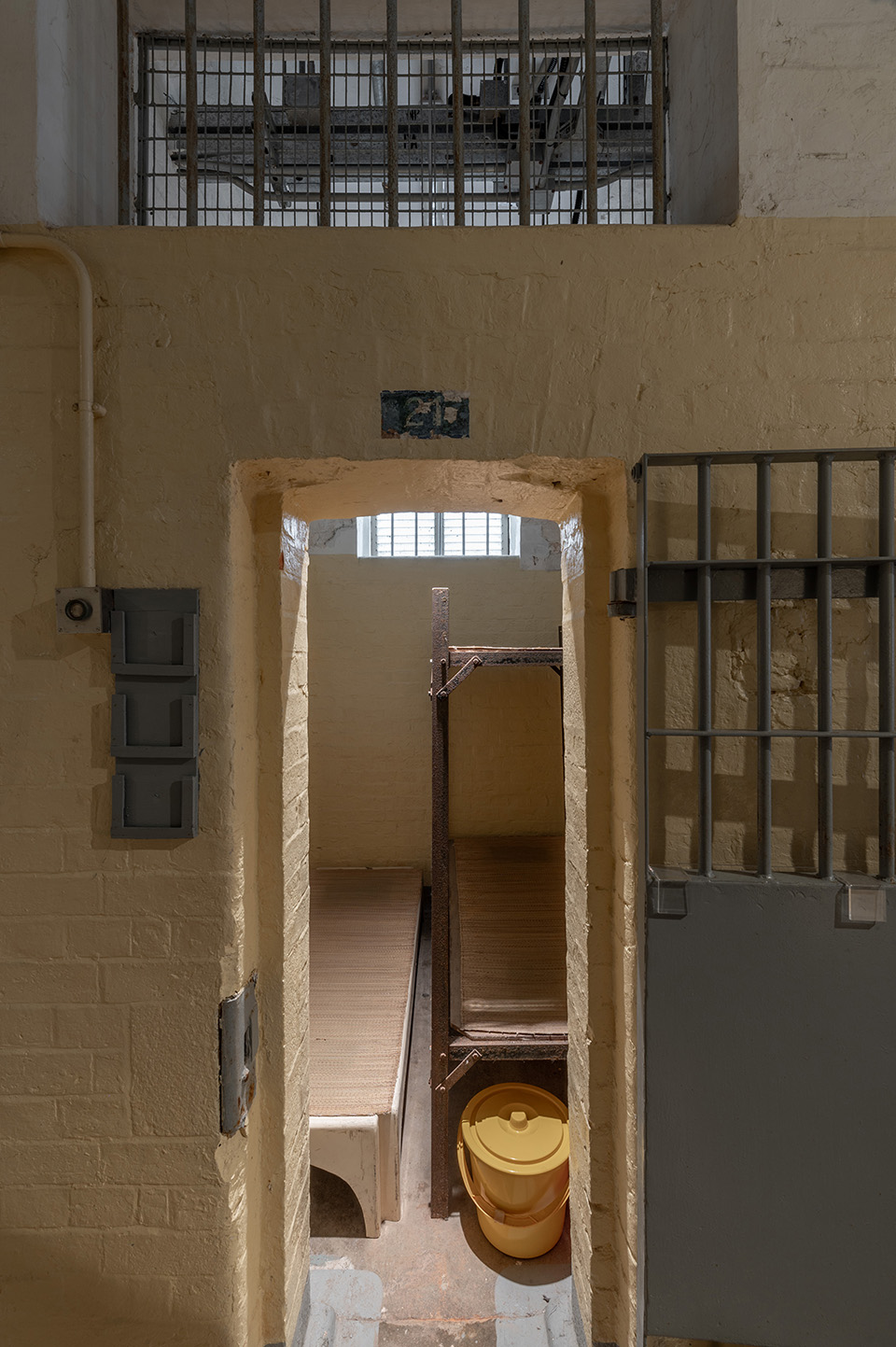 Victoria Prison B Hall & D Hall by Napp Studio Architects - 谷德设计网