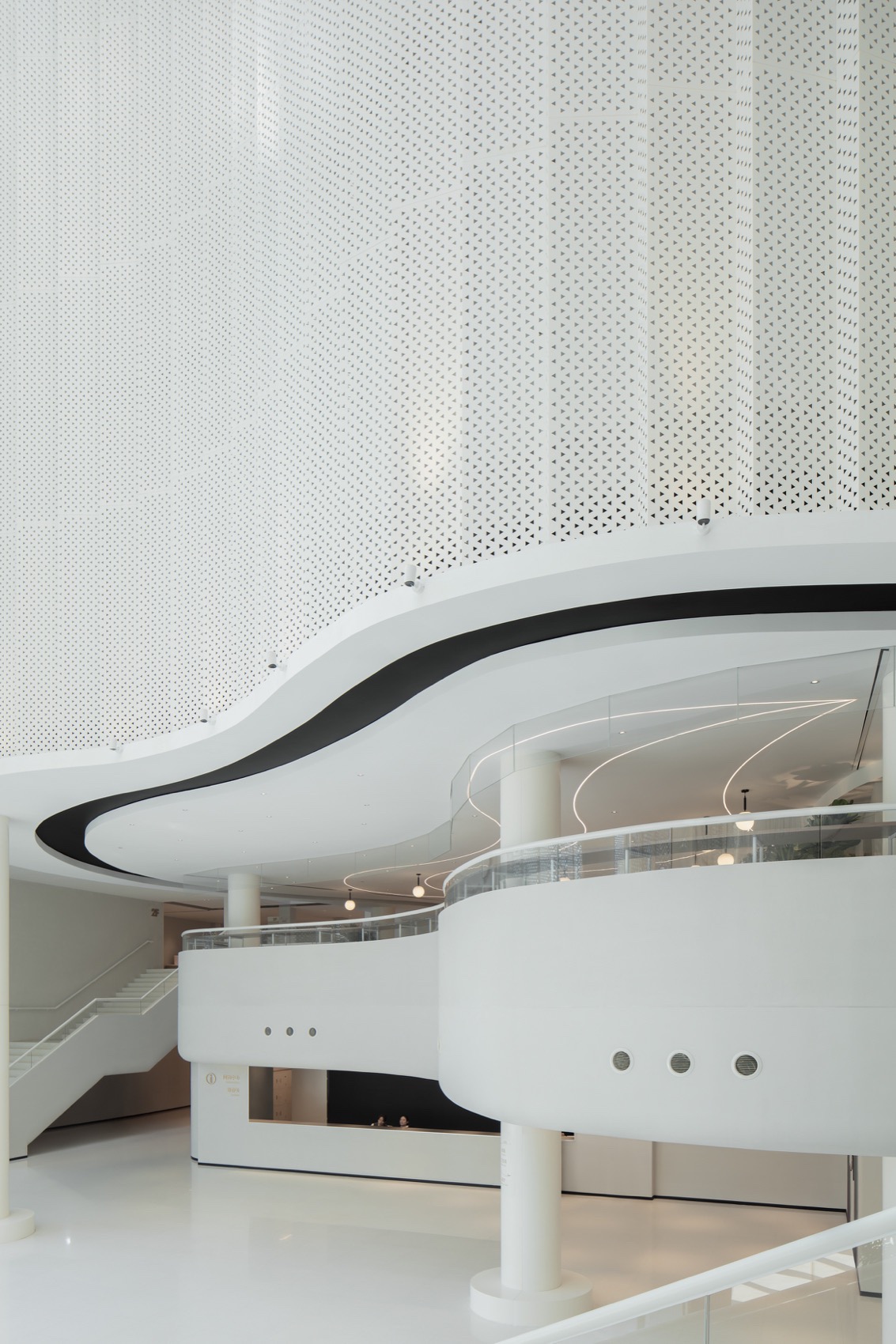 Shanghai Baoshan Cultural Center Refurbishing Project by SHUISHI - 谷德设计网