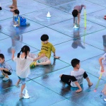 Chengdu Floating Park Bridge by China Southwest Architectural Design ...