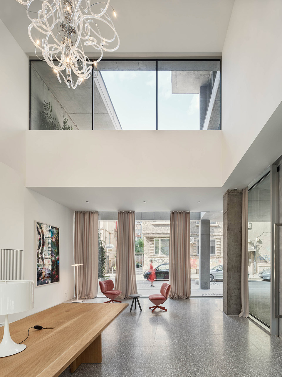 Bulgaria MIR office building in Sofia by bureau XII - 谷德设计网