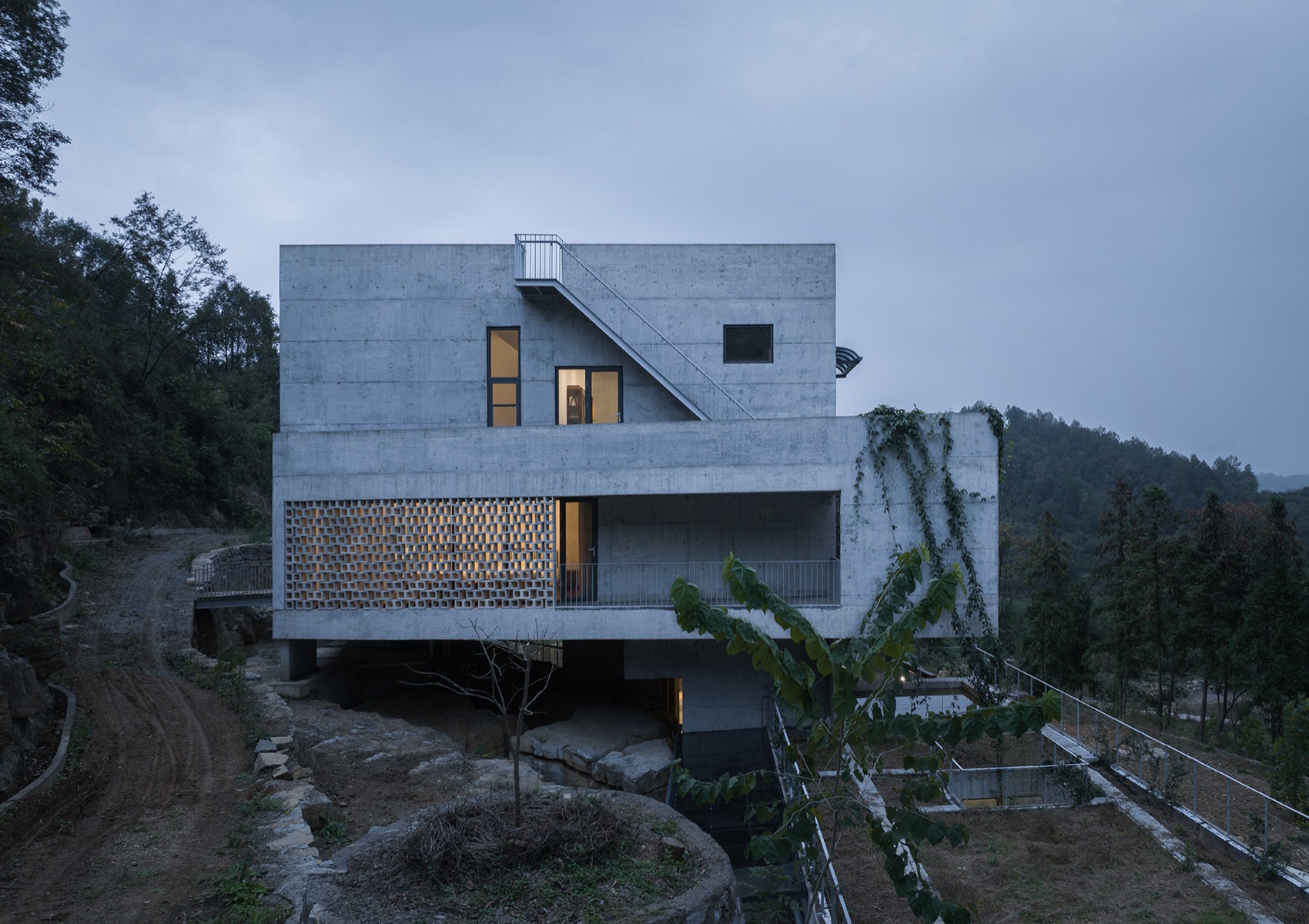 House Shiyangshan No. 1 by Describing Architecture Studio - 谷德设计网