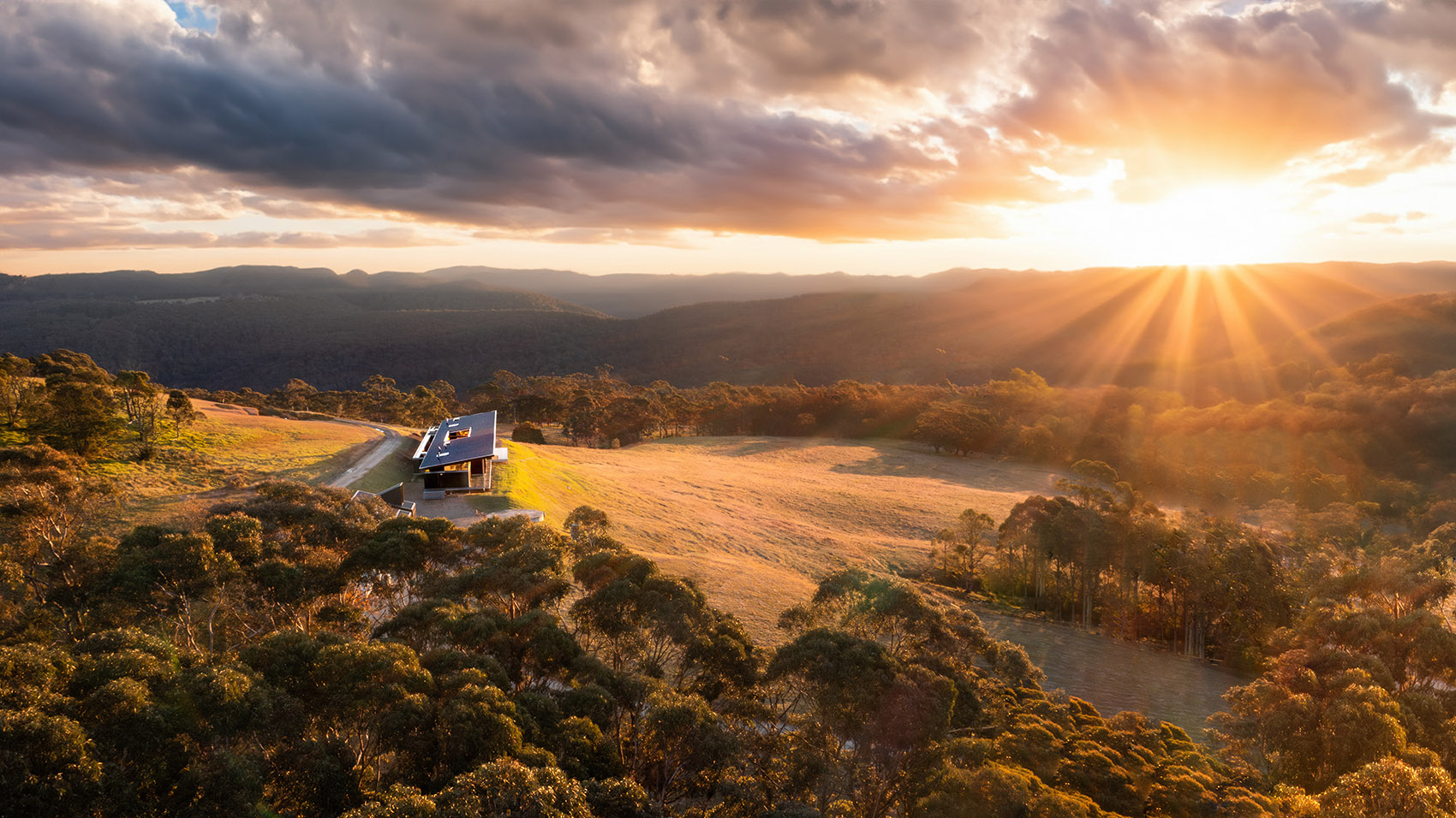 Mountaintop Bilpin Resort by IAPA - 谷德设计网