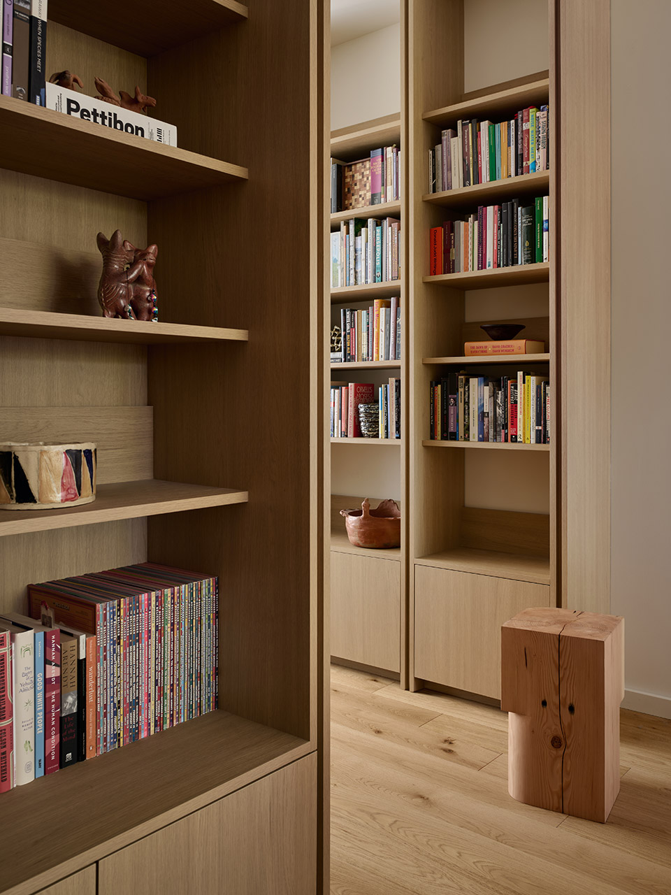 The Biblio House by Simone Ferkul Projects - 谷德设计网