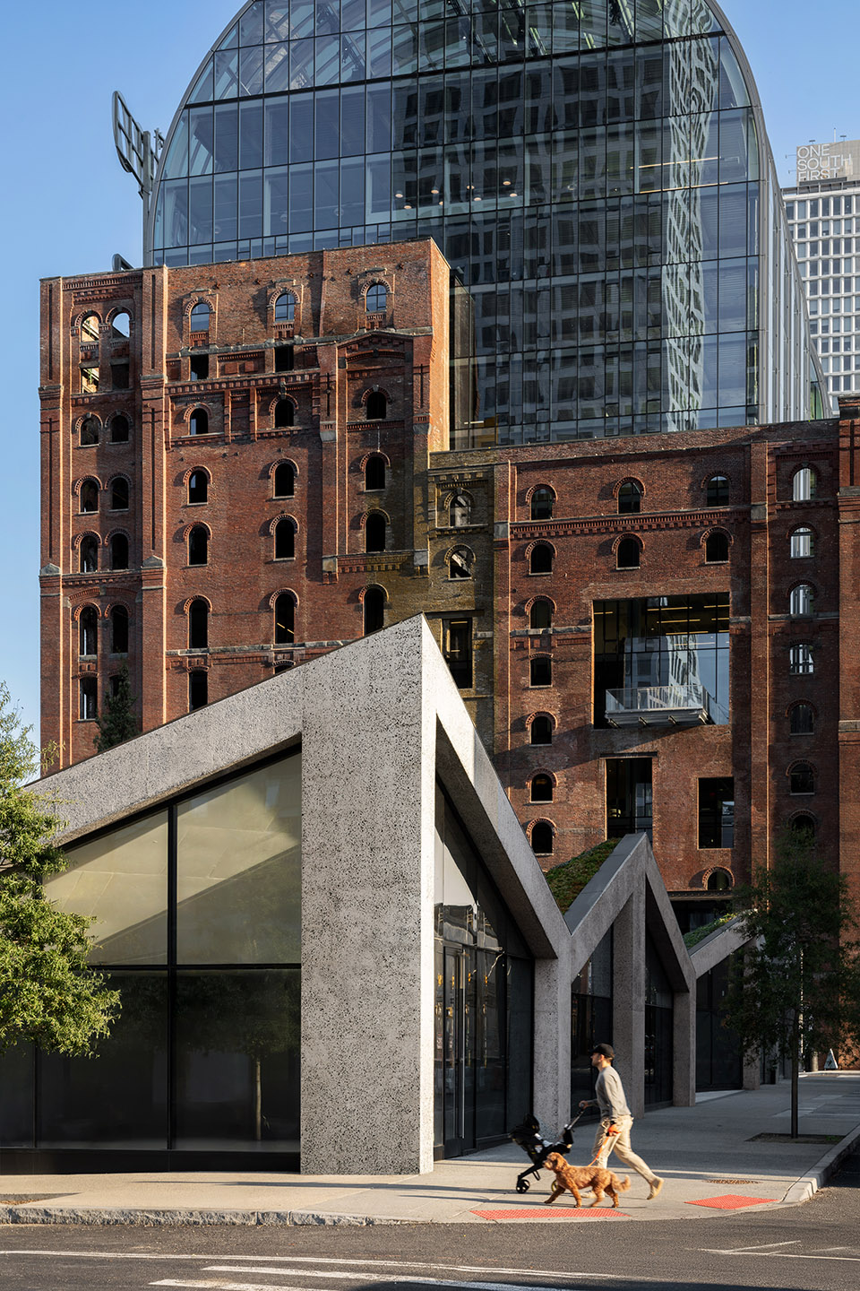 Domino Square by Studio Cadena - 谷德设计网