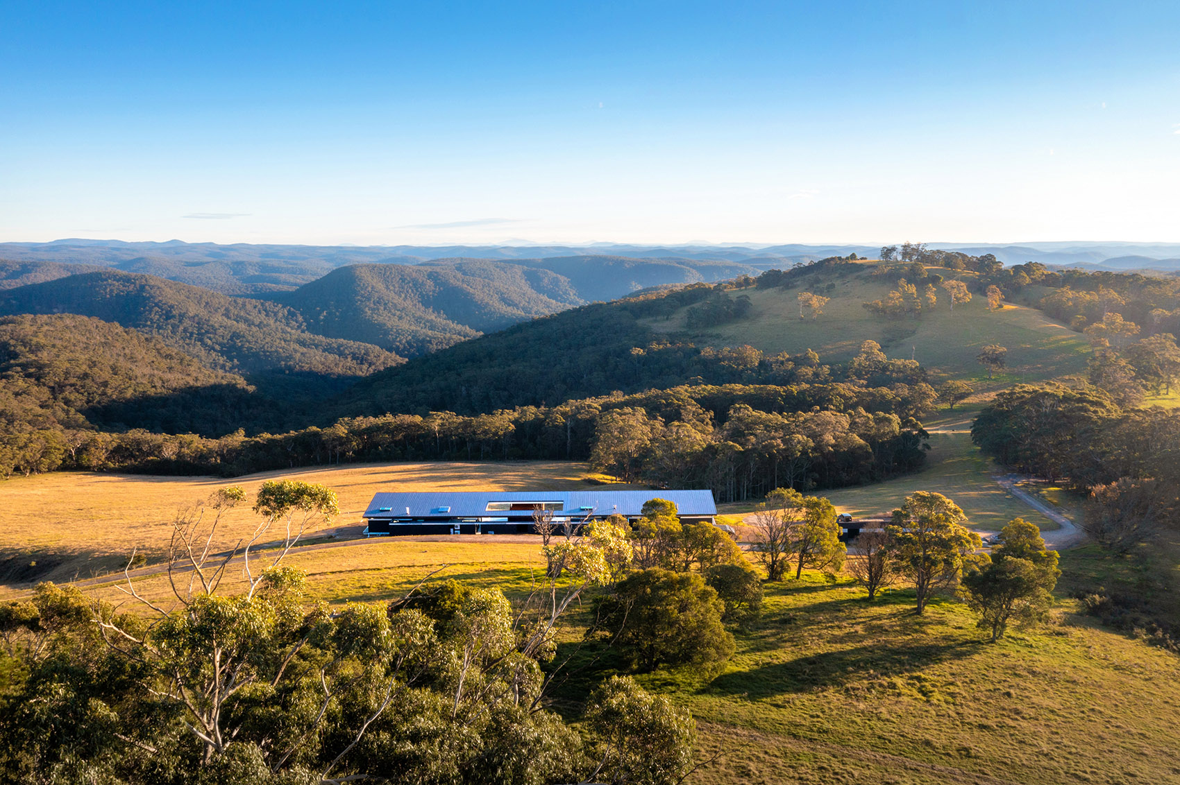 Mountaintop Bilpin Resort by IAPA - 谷德设计网