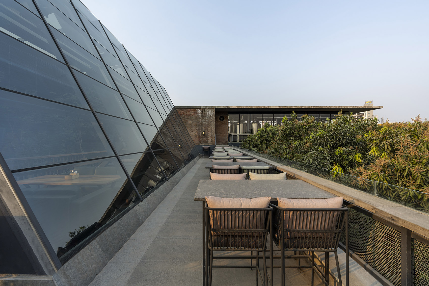 Zero 40 Brewery by 23 Degrees Design Shift - 谷德设计网