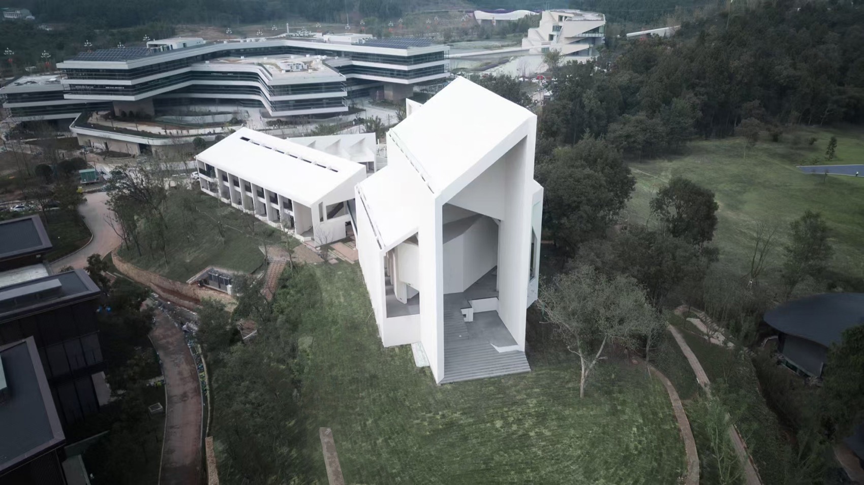 Central Music Park，Kai Zhou New City- Wedding Chapel and Hotel by ...