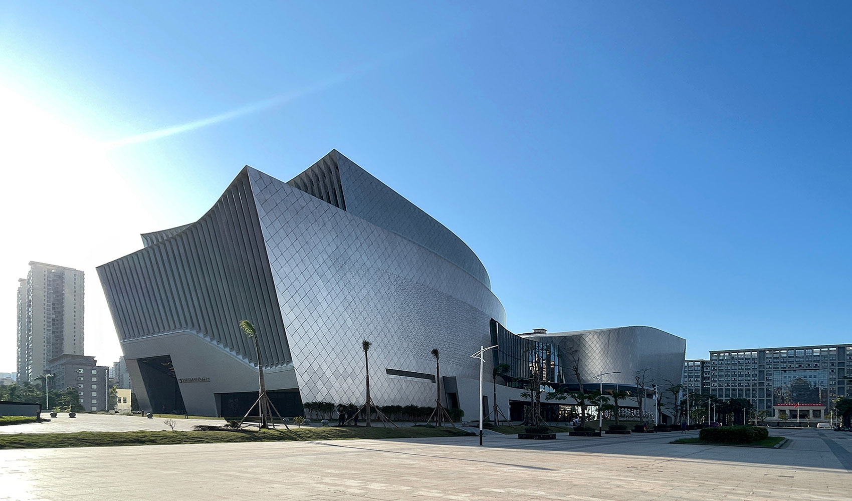 Hainan Intangible Cultural Heritage Exhibition Center by Rao Chengdong ...