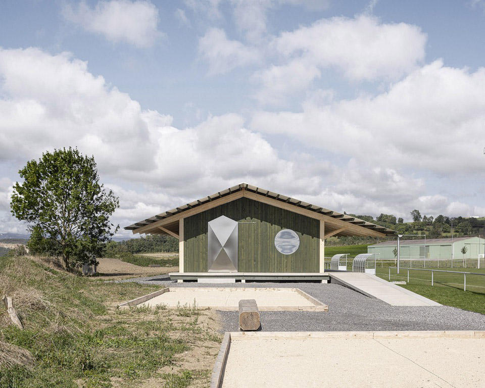 Daillens sports facility by LOCAL ARCHITECTURE - 谷德设计网