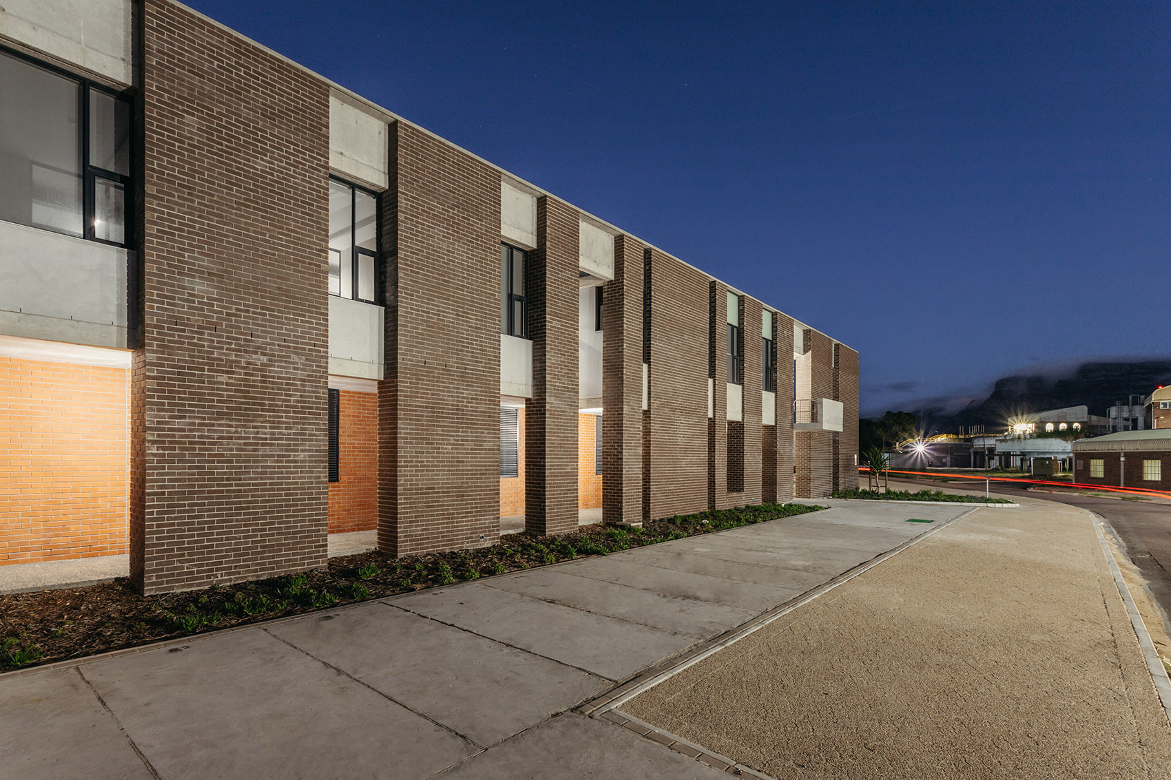 BlowerHouse by SALT architects - 谷德设计网