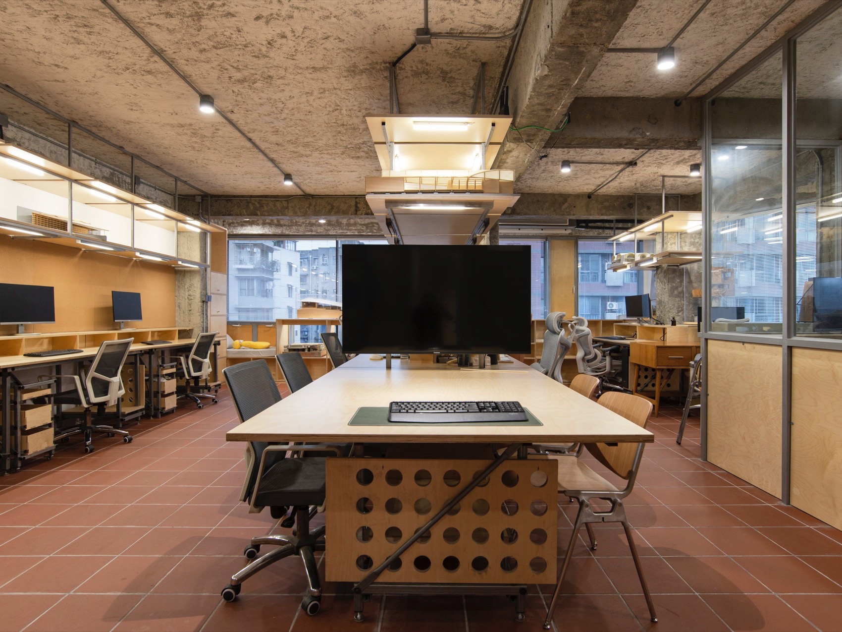 RAW Office by CLAB Architects - 谷德设计网