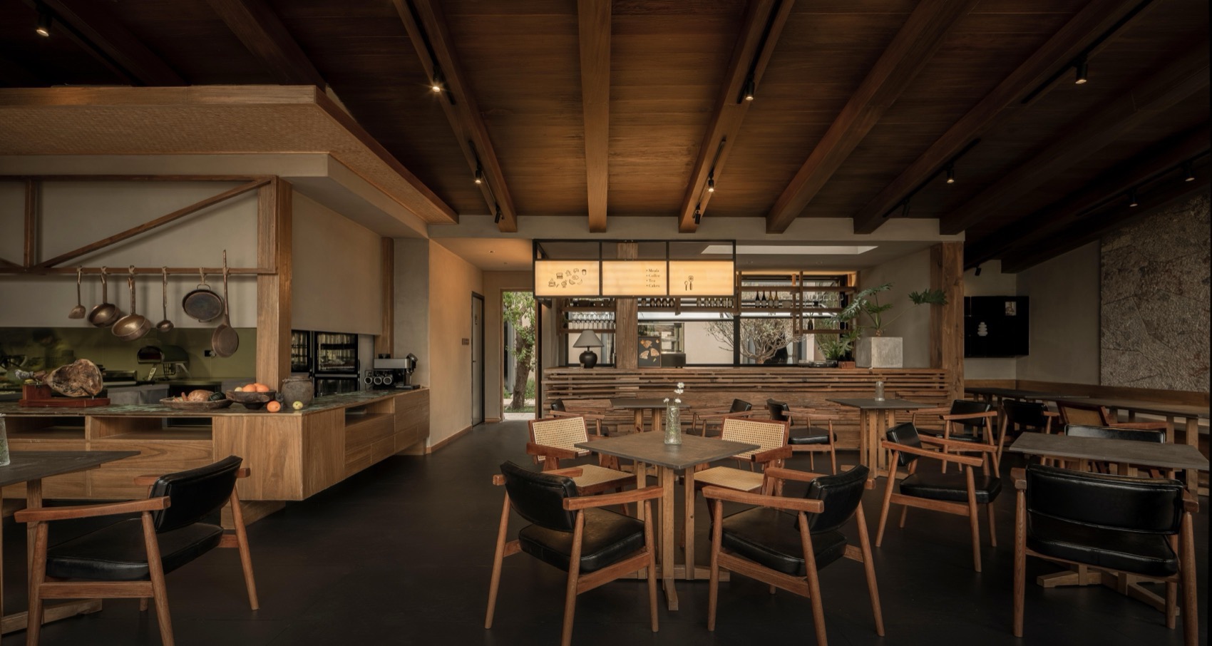 The Deep Green Hostel by Utien Architecture - 谷德设计网