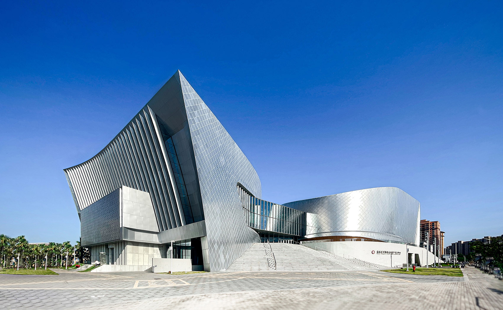 Hainan Intangible Cultural Heritage Exhibition Center by Rao Chengdong ...