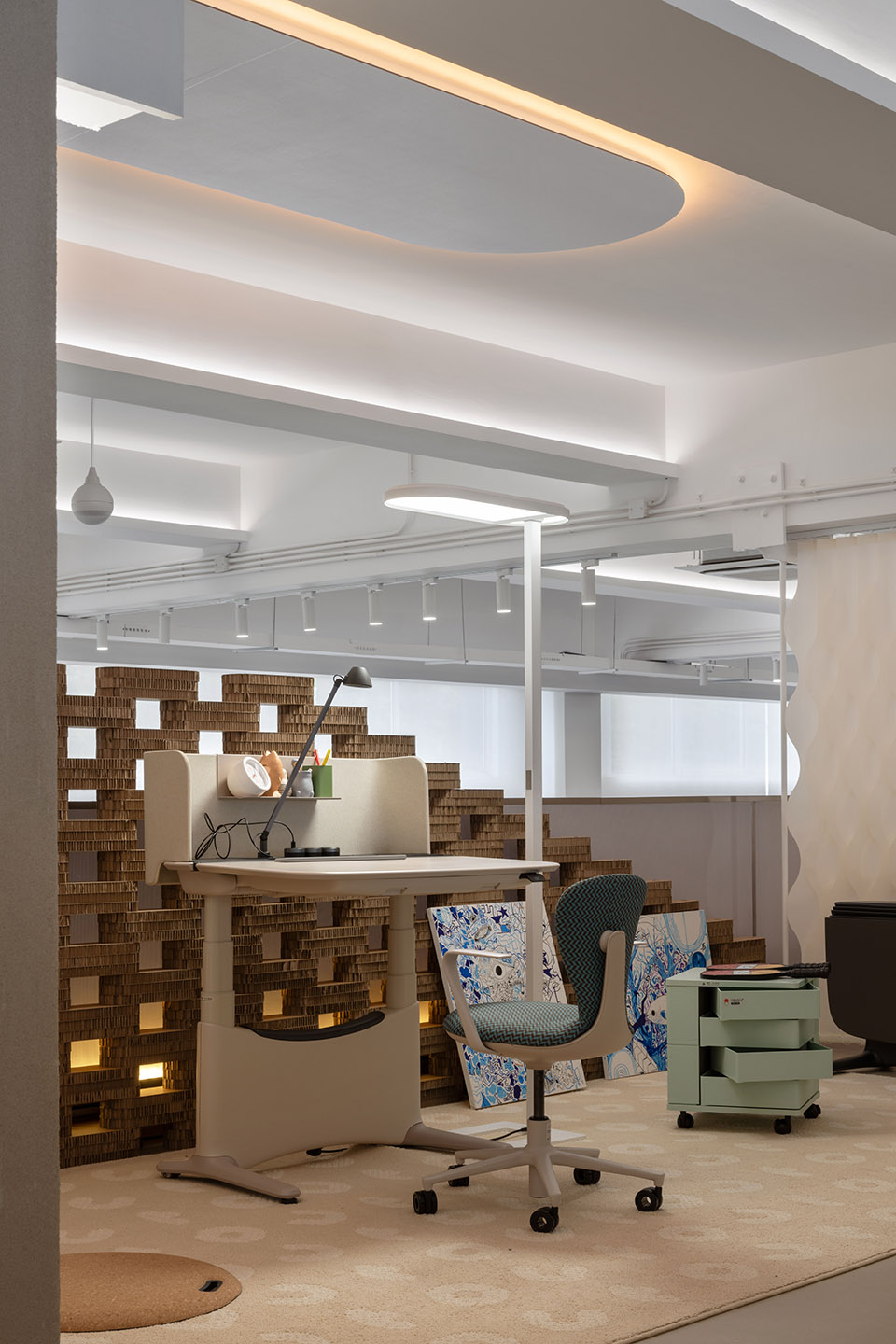 UFOU LAND ——UFOU & Silent Gliss & Belux exhibition hall by Lunar Studio ...