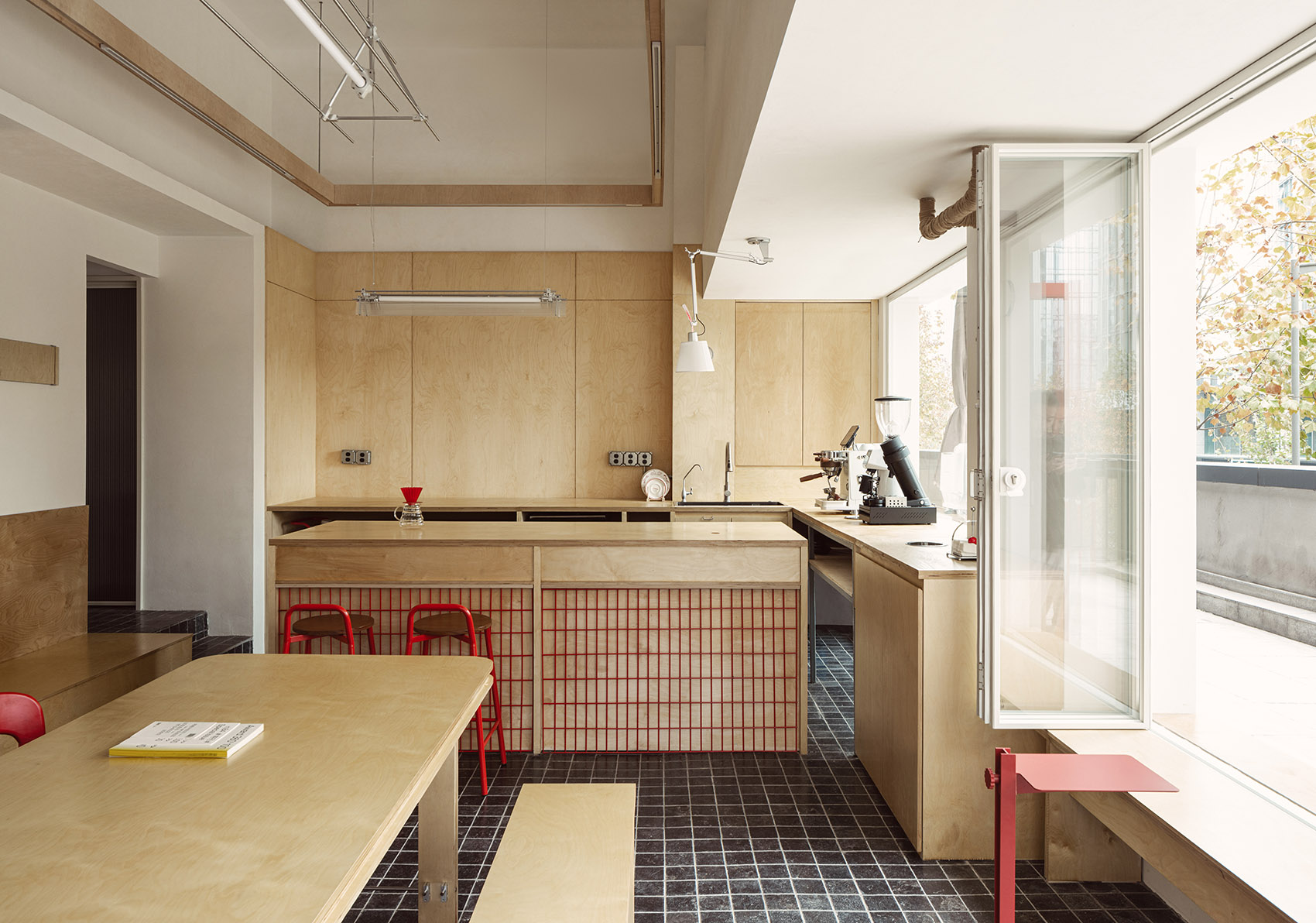 Pingo Coffee by Inception Design Studio - 谷德设计网