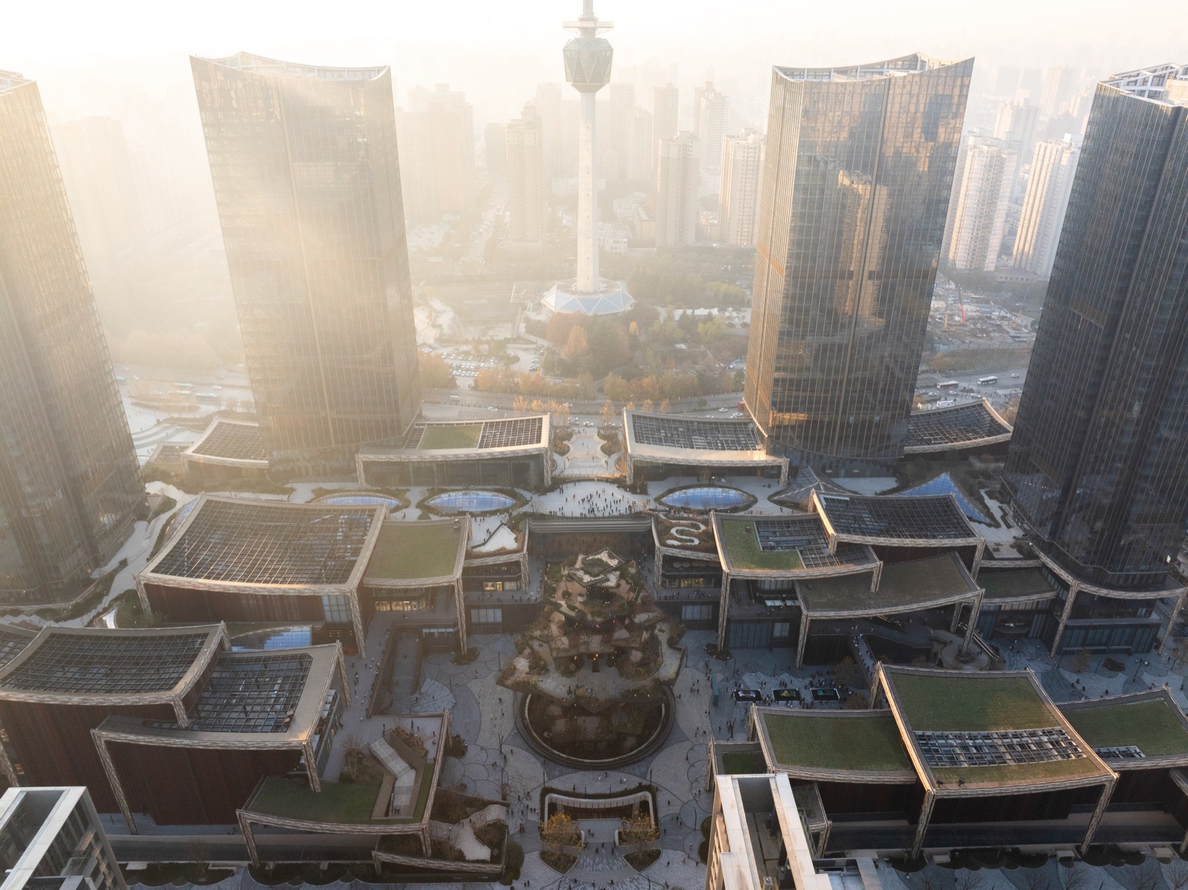 西安万象城生命之树 / WTD纬图设计 - 谷德设计网