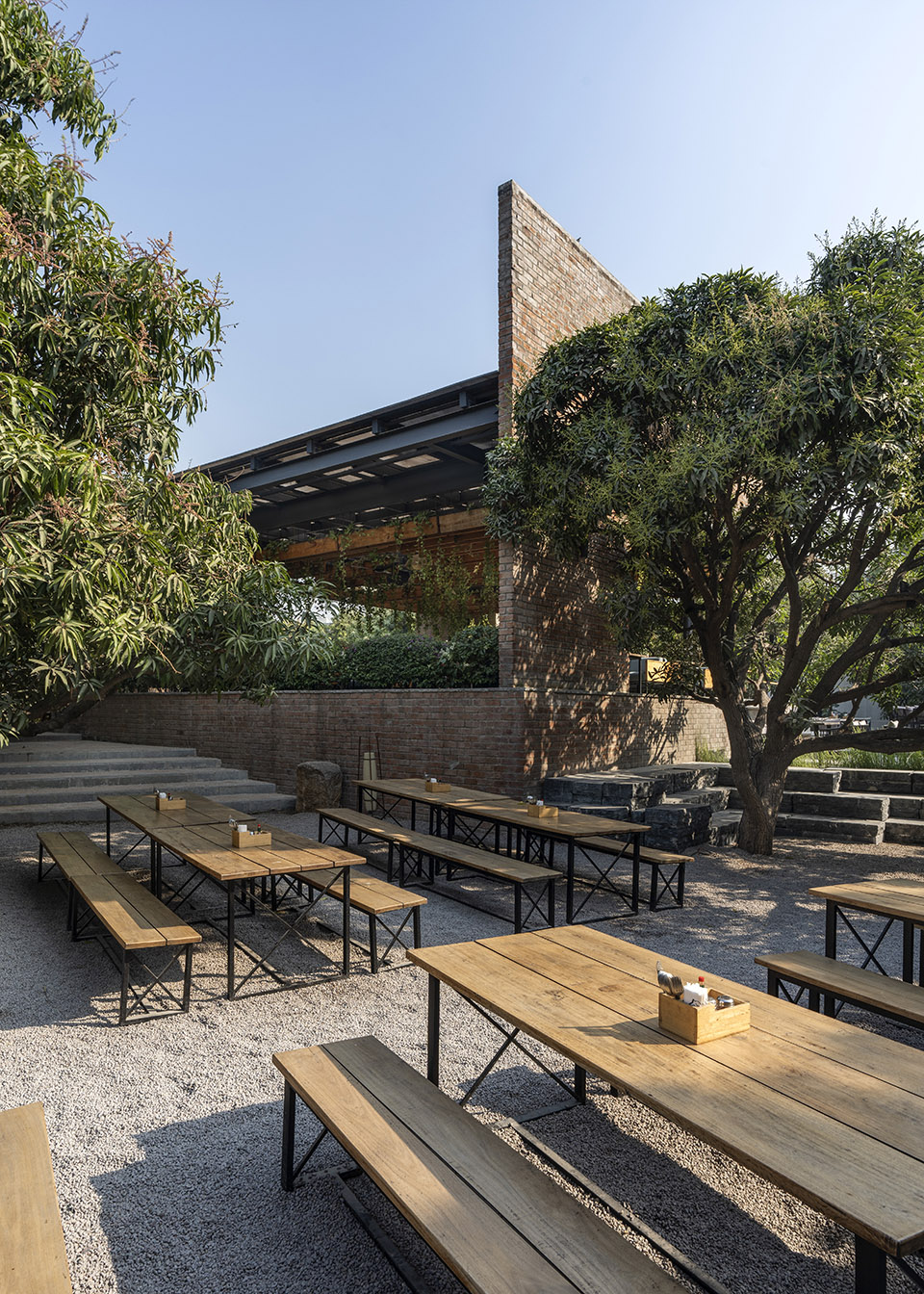 Zero 40 Brewery by 23 Degrees Design Shift - 谷德设计网