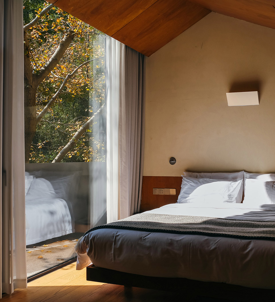 The Treehouse: Mask in the Forest by Moguang Studio - 谷德设计网