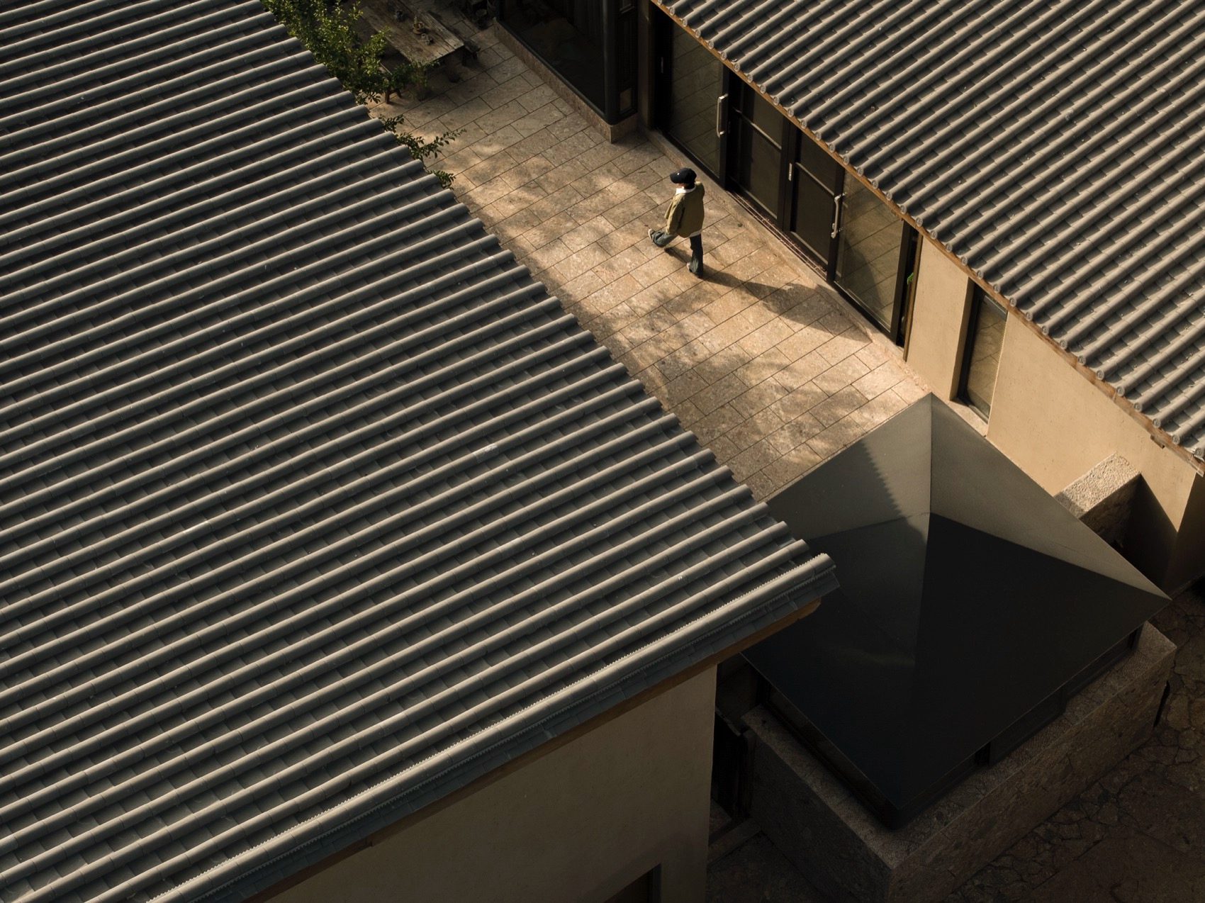 The Deep Green Hostel by Utien Architecture - 谷德设计网