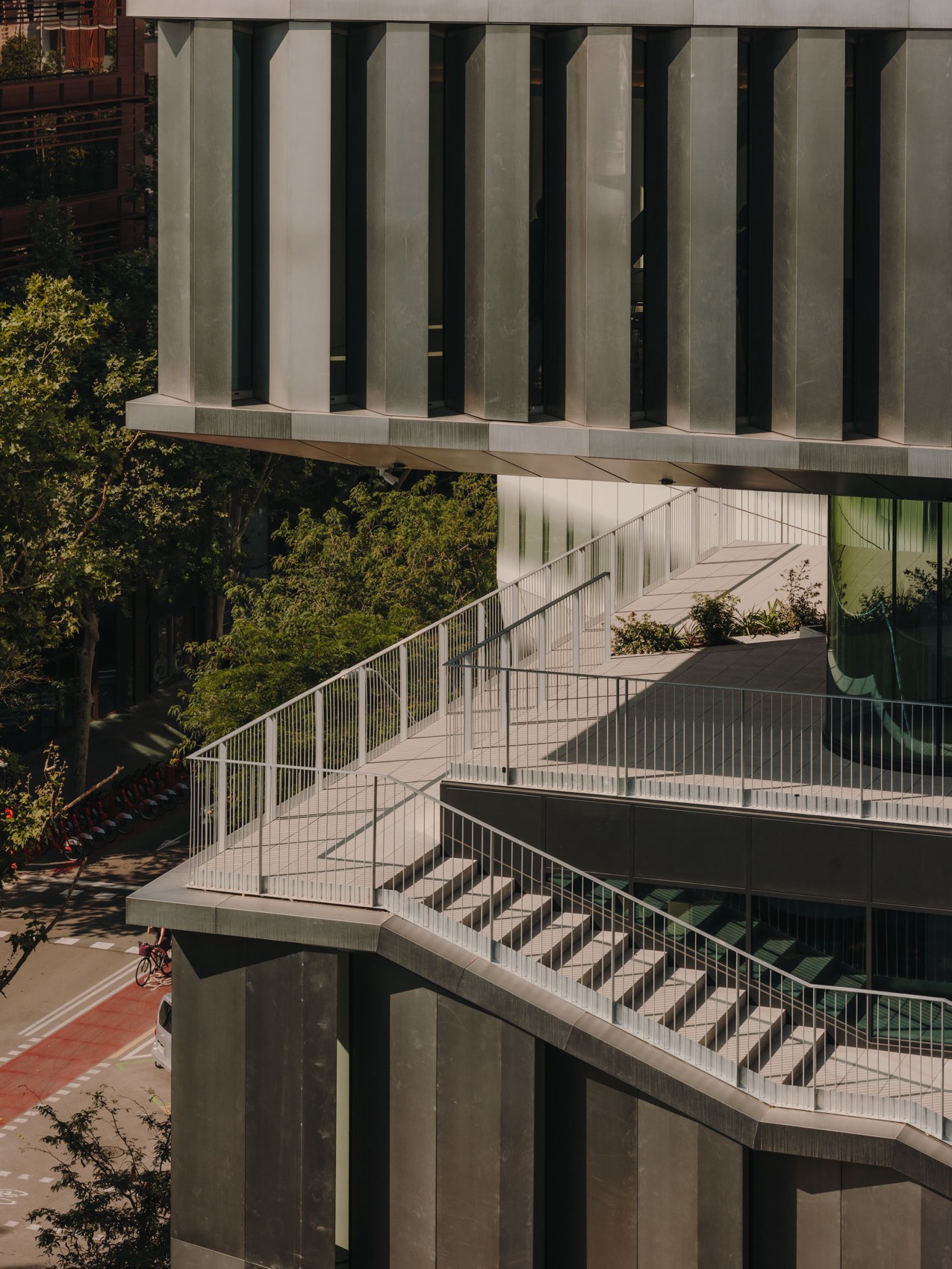 LCI Barcelona 22@ campus International School of Design & Visual Arts ...