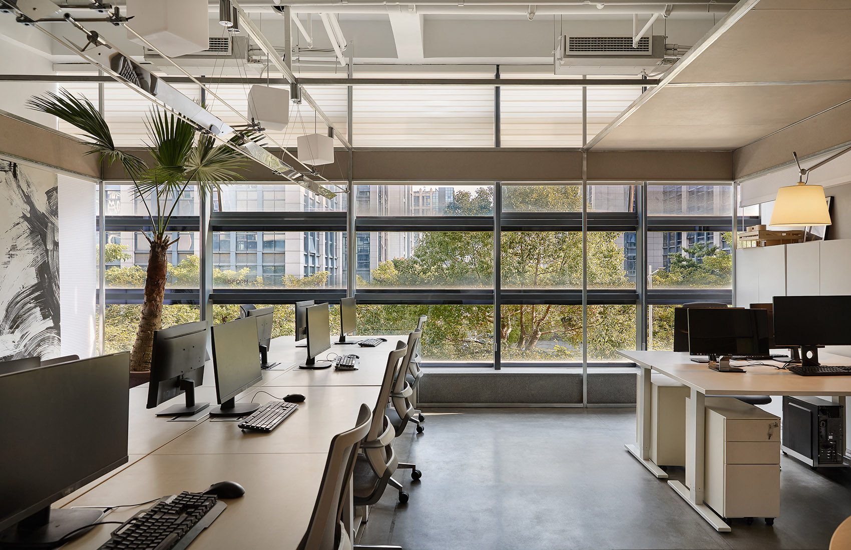 The poetic reinvention of the micro-office space by SFORM DESIGN - 谷德设计网