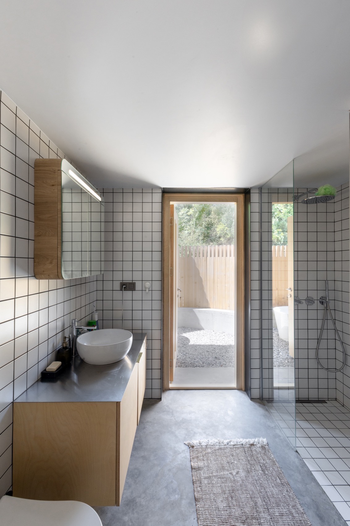 TWO-FACE HOUSE by SO? Architecture & Ideas - 谷德设计网