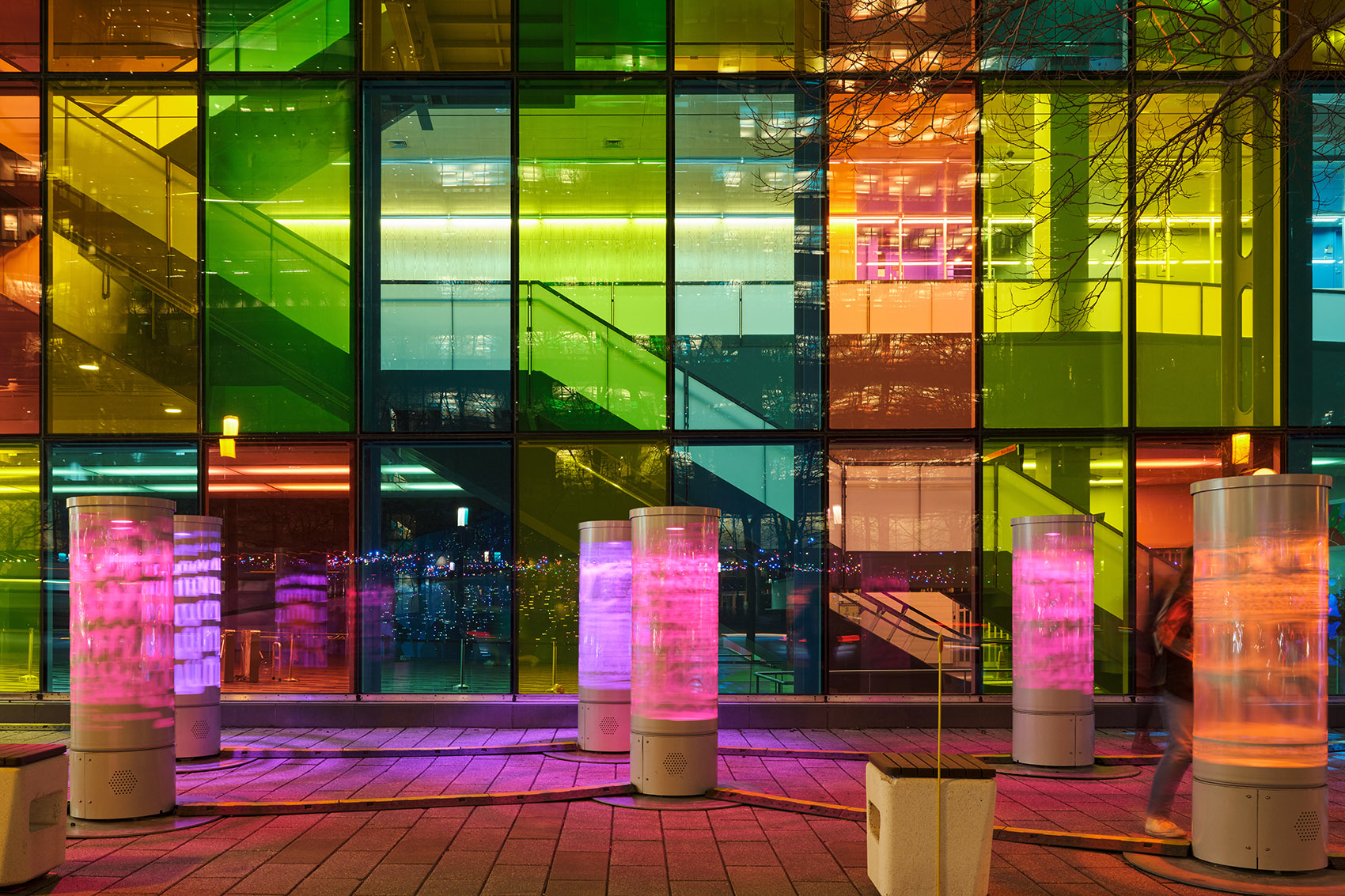 LUMINO: 30 Luminous Works by Quartier des Spectacles - 谷德设计网