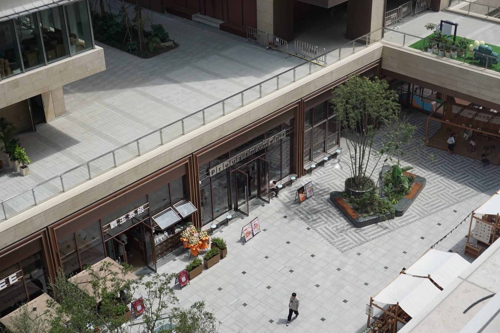 Midtown Forest- Shanghai Xuhui Vanke Plaza Landscape Practice by THLA ...